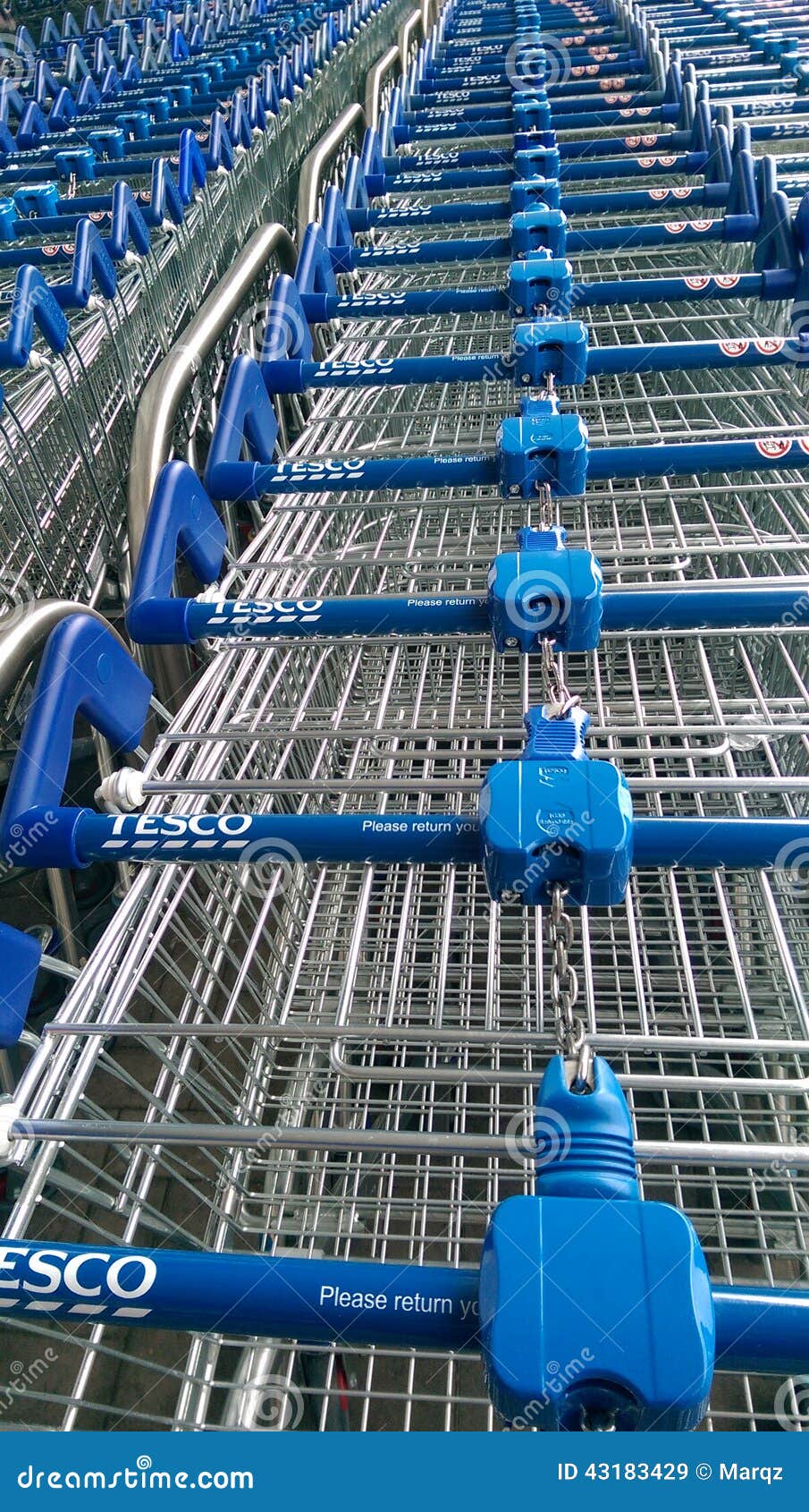 Tesco trolley editorial stock image. Image of logo, shoping - 43183429