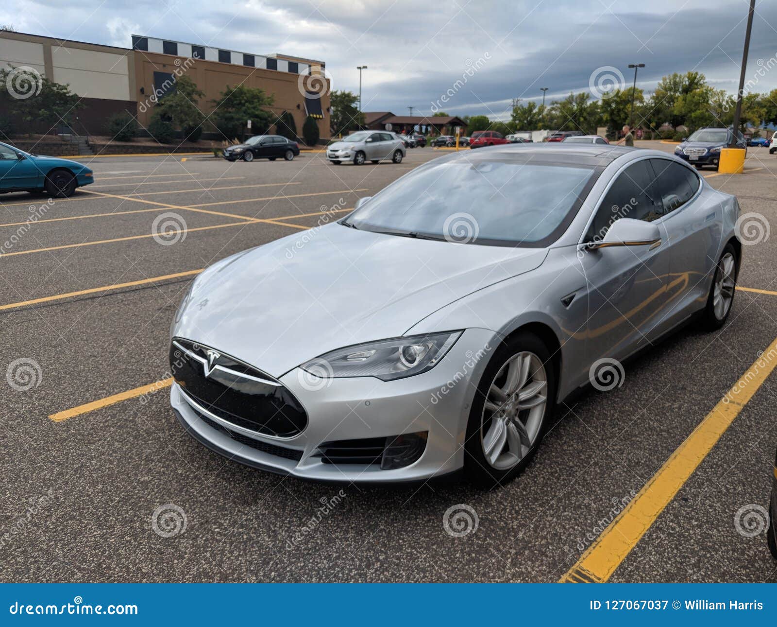 Tesla Model-T editorial photography. Image of electric - 127067037