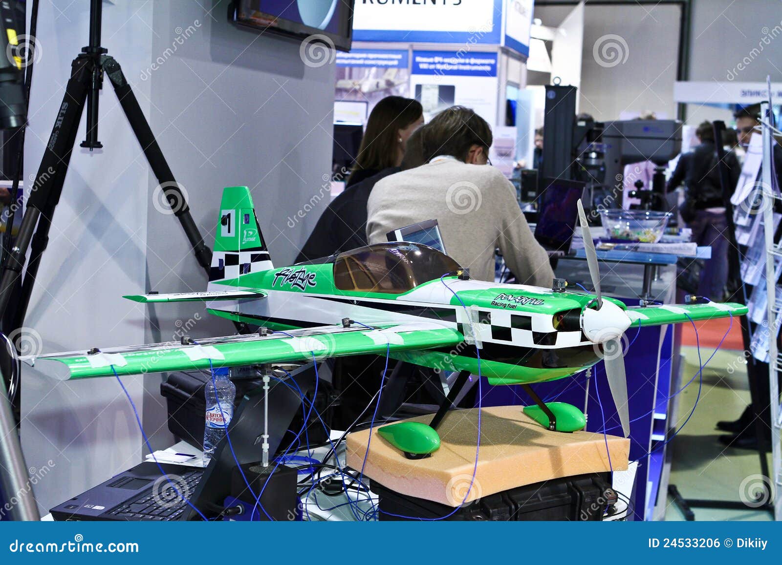 Test Stand model airplane editorial photo. Image of craft - 24533206