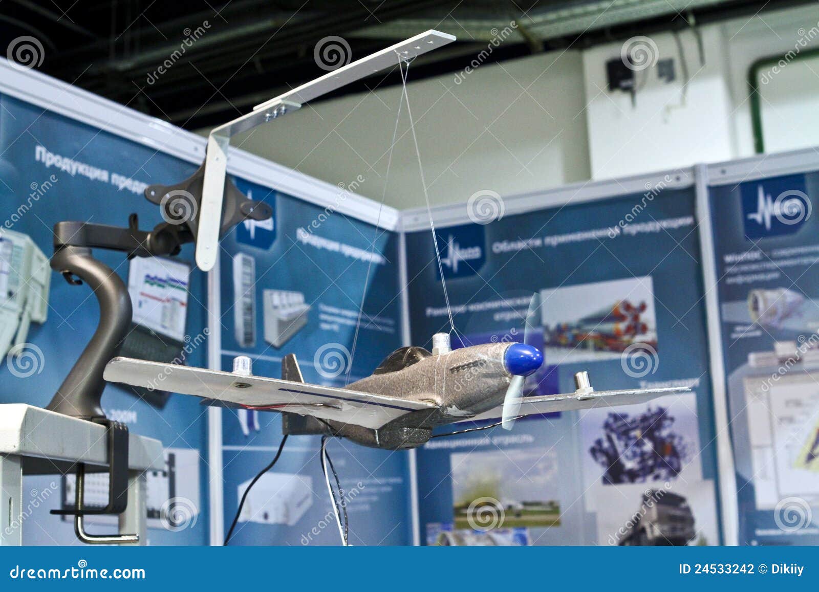 Test Stand model airplane editorial photography. Image of aerospace ...