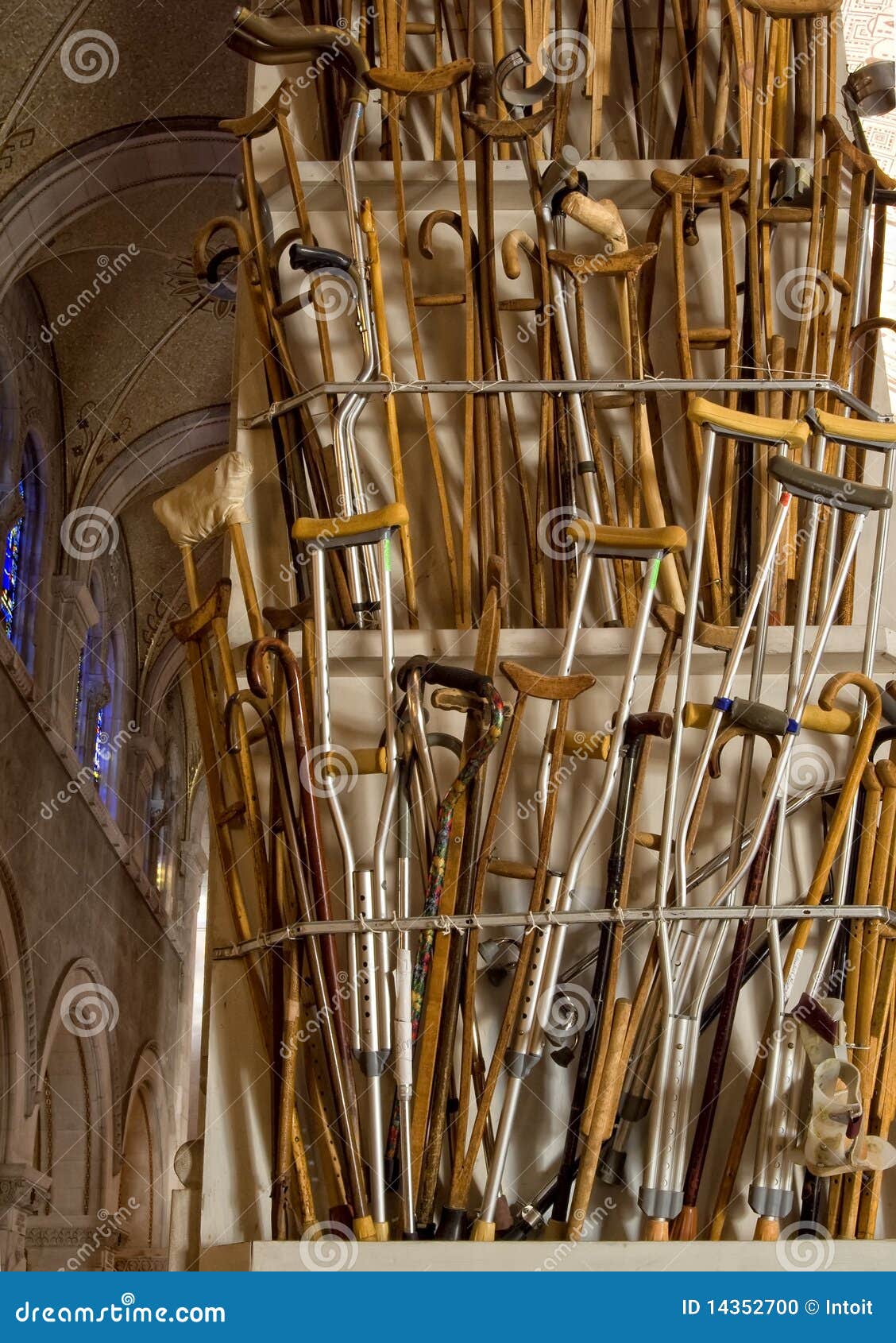 Canes And Crutches For People With Disabilities And People With ...