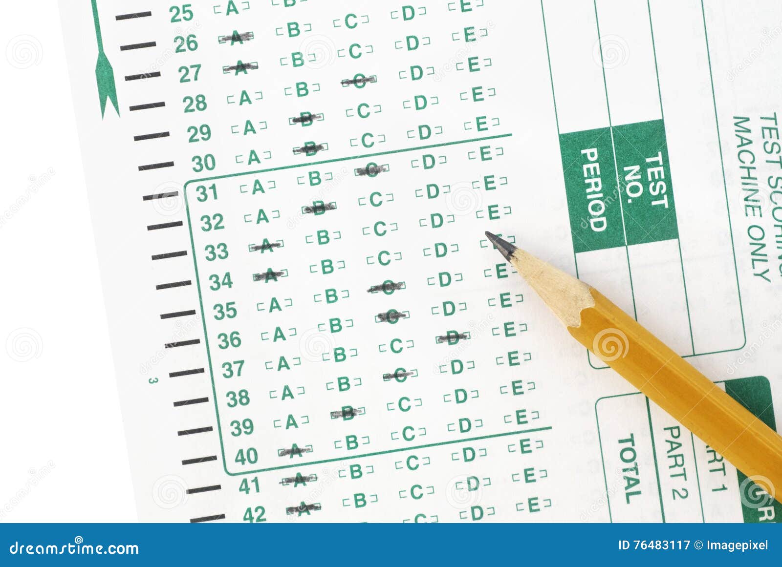 Testblatt stockbild. Bild von kasten, aktivitäten, grade - 76483117