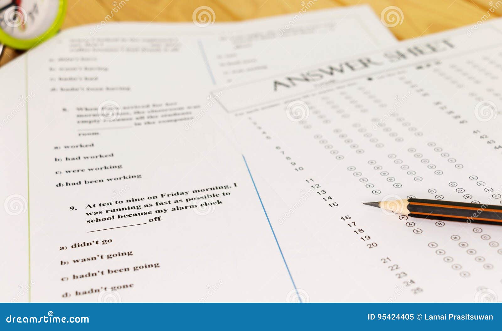 Testblatt Der Englischen Grammatik Stockbild - Bild von mehrfach ...