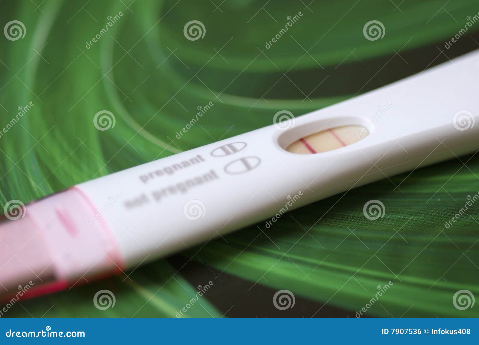 Teste de gravidez foto de stock. Imagem de urina, médico - 7907536