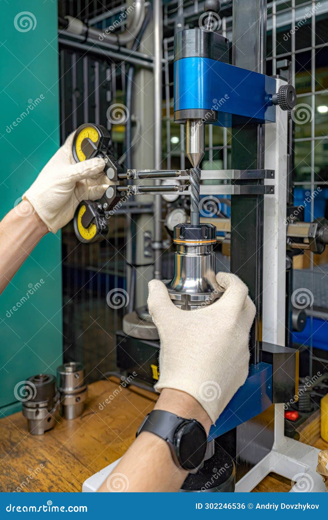 Testing and Checking Cutting Tools for Runout on a Stand in the Centers ...