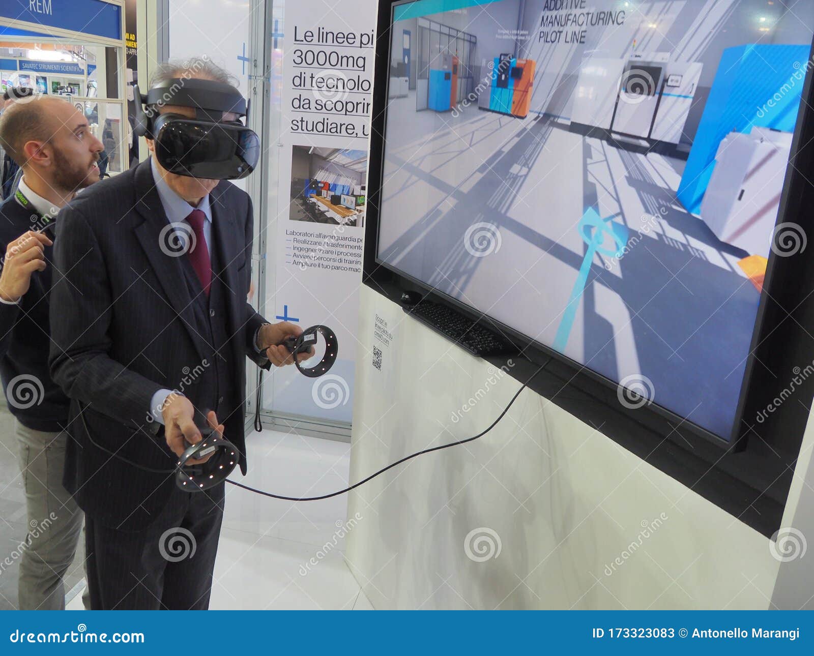 Testing Device for Virtual Reality Applied in Business and Industrial ...