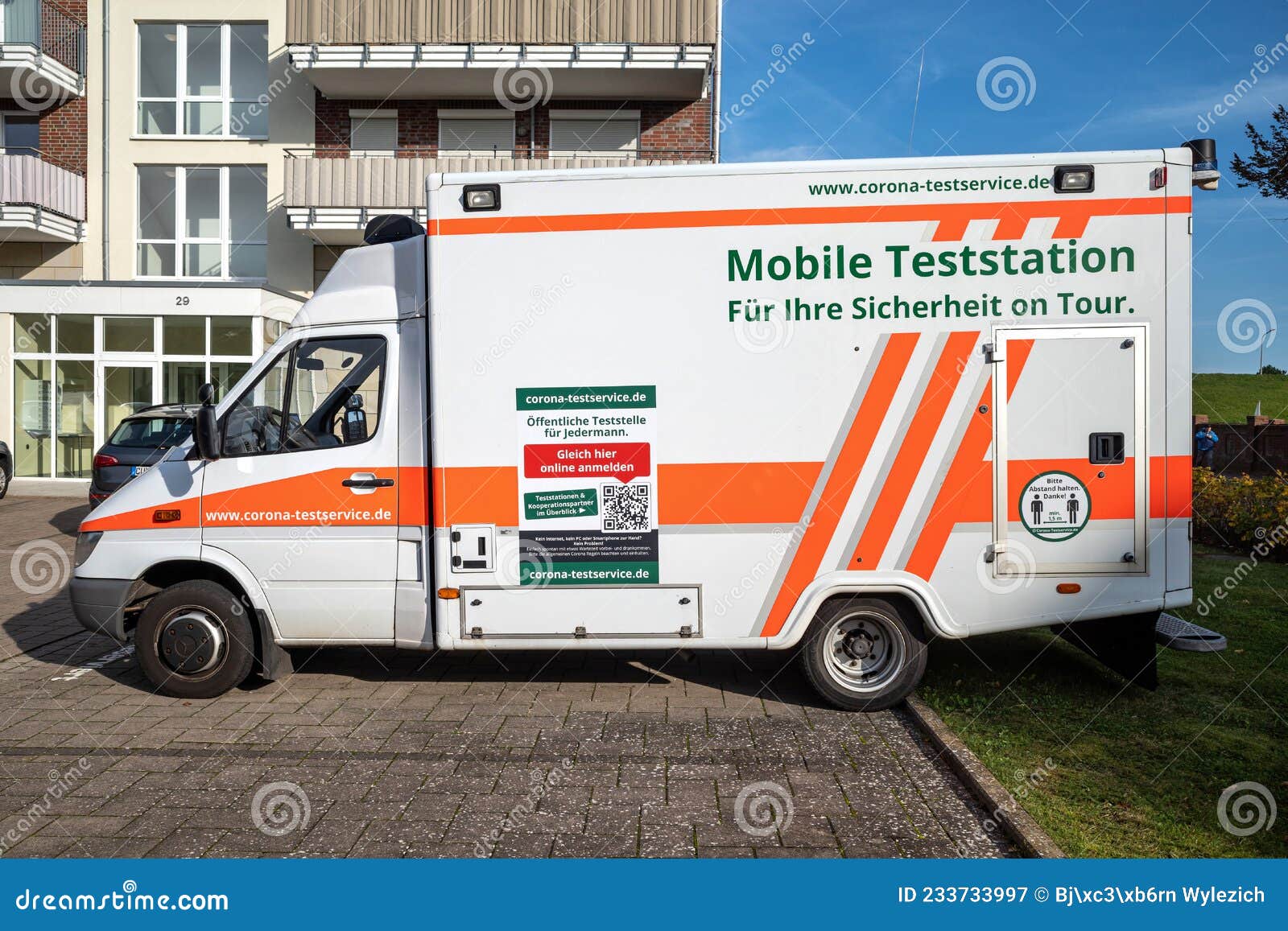 Testing station van editorial photography. Image of certificate - 233733997