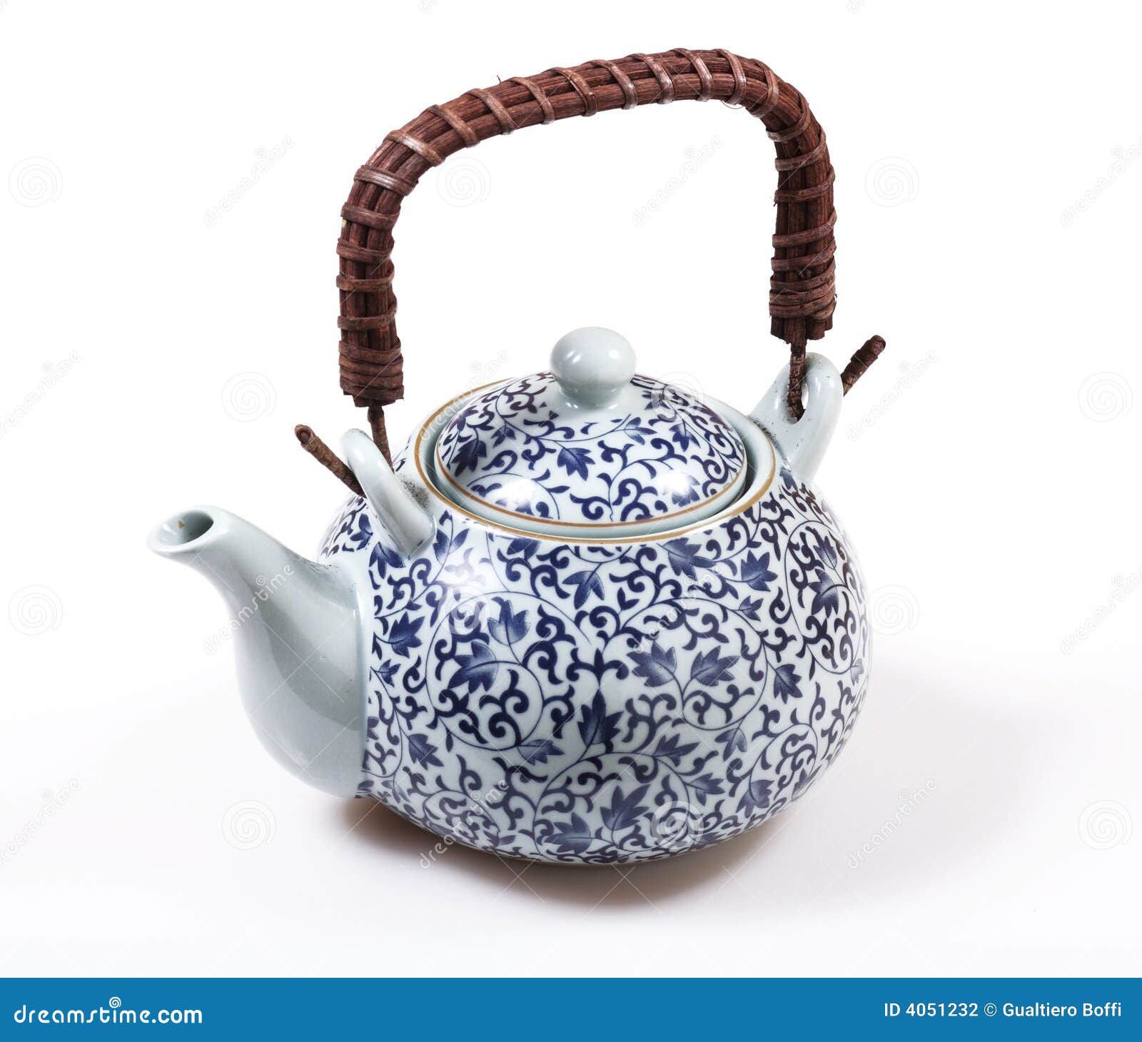 Tetera china aislada foto de archivo. Imagen de chino - 4051232