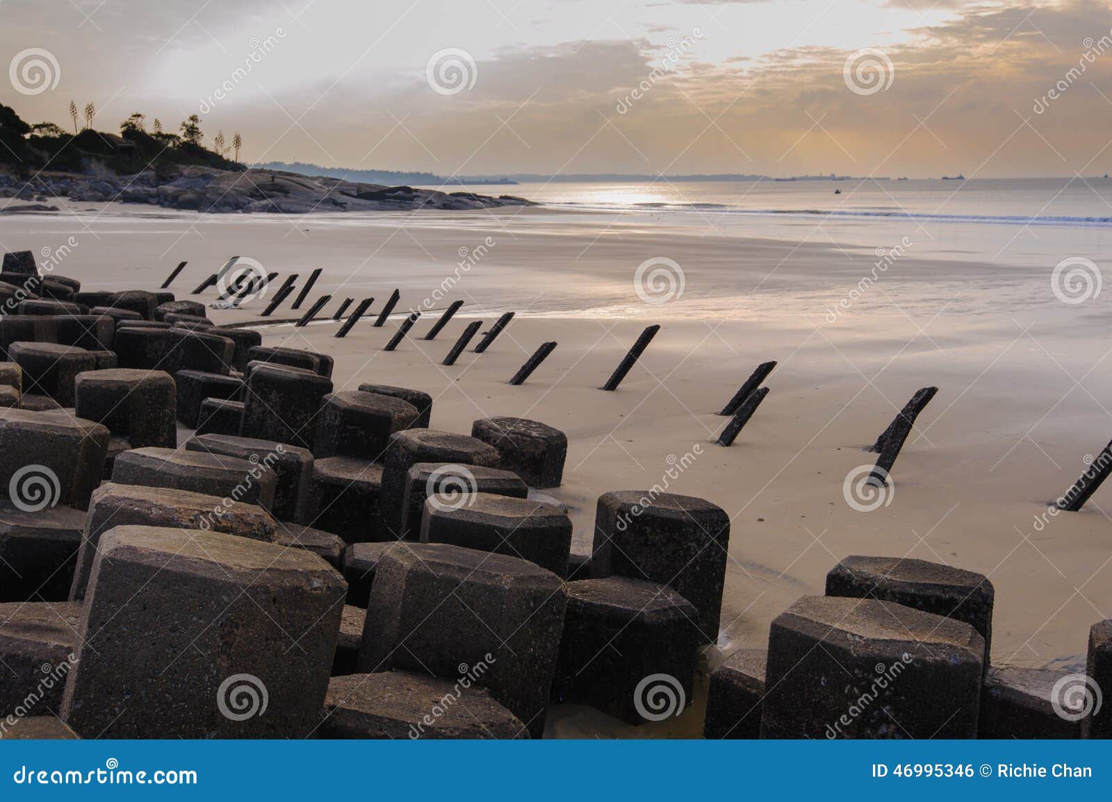 Tetrapod Structure on the Beach in Kinmen Stock Photo - Image of army ...