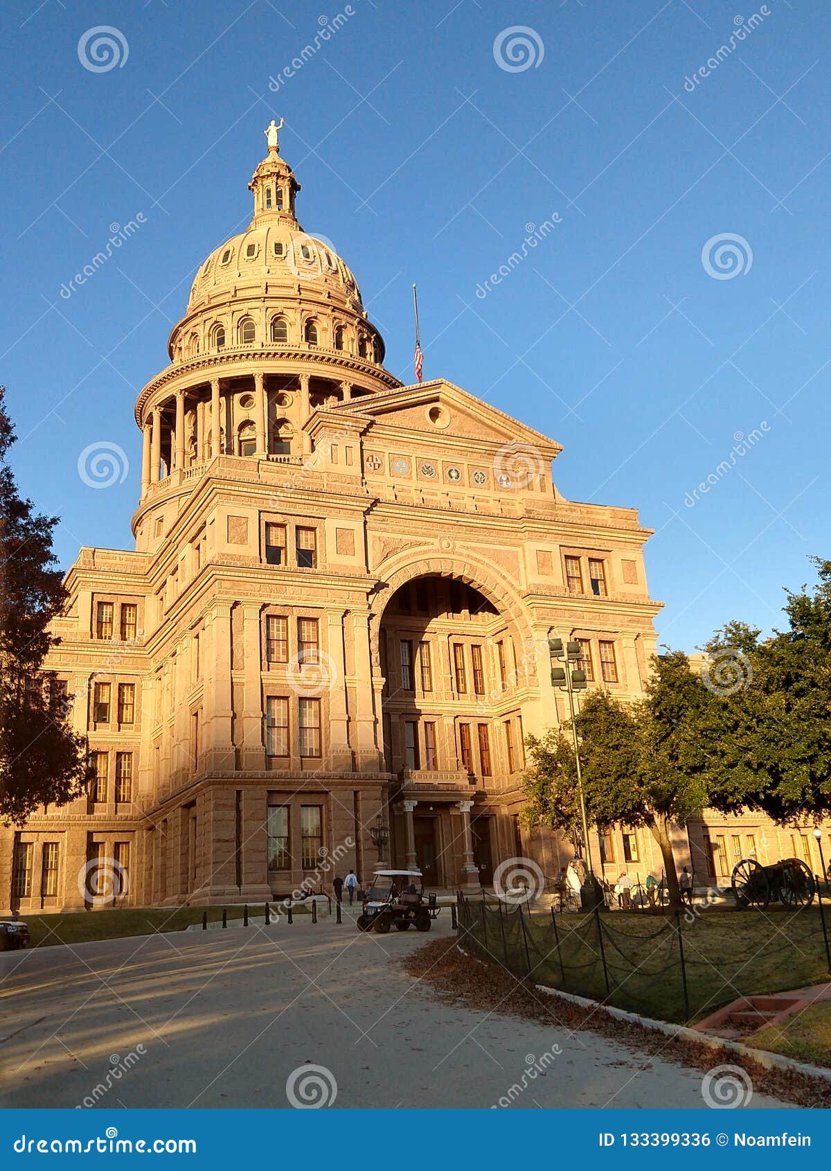 Texas capitol building editorial photo. Image of house - 133399336