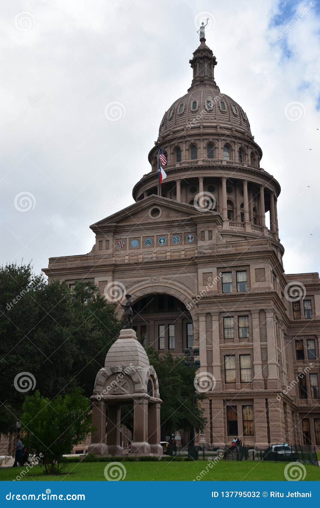 Texas State Capitol in Austin Stock Photo - Image of flag, capitol ...