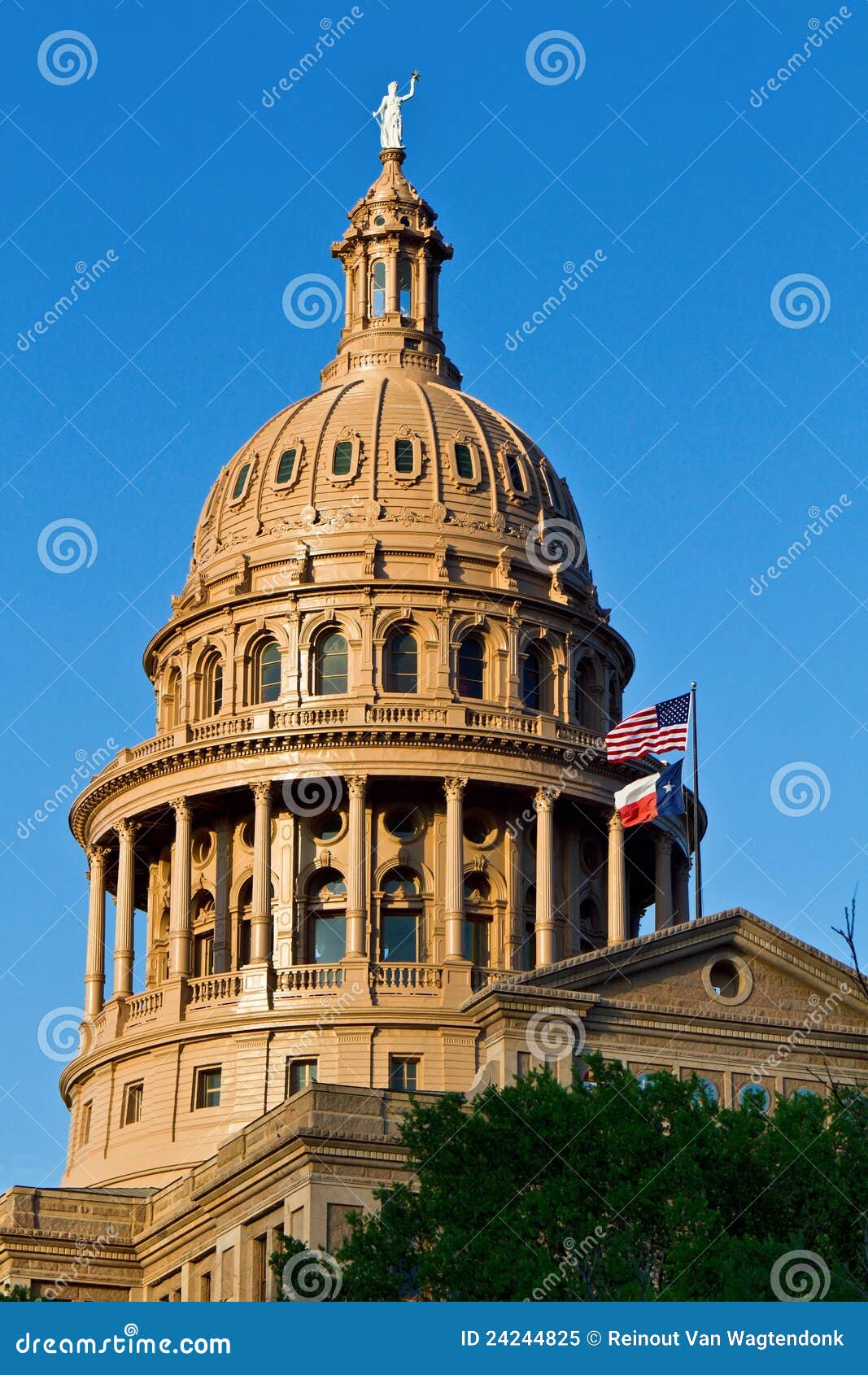 Texas State Capitol at Sunset Stock Image - Image of commanding ...