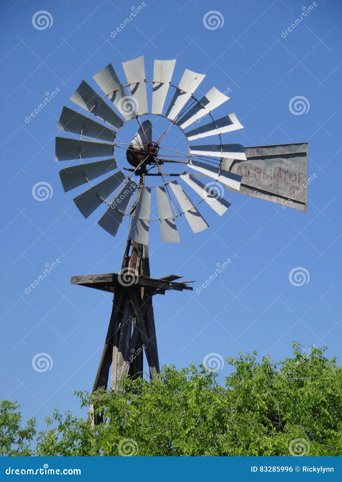 South Texas Windmill stock photo. Image of windy, rusty - 83285996