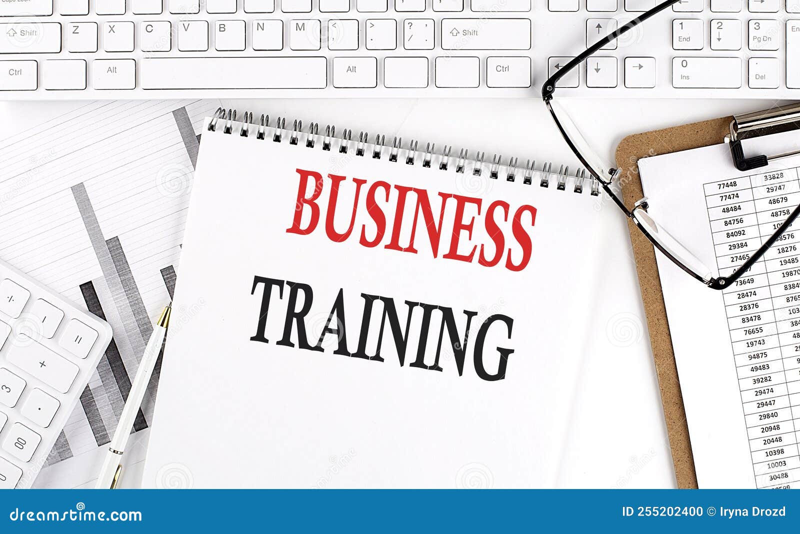 Text BUSINESS TRAINING on Office Desk Table with Keyboard, Notepad and ...