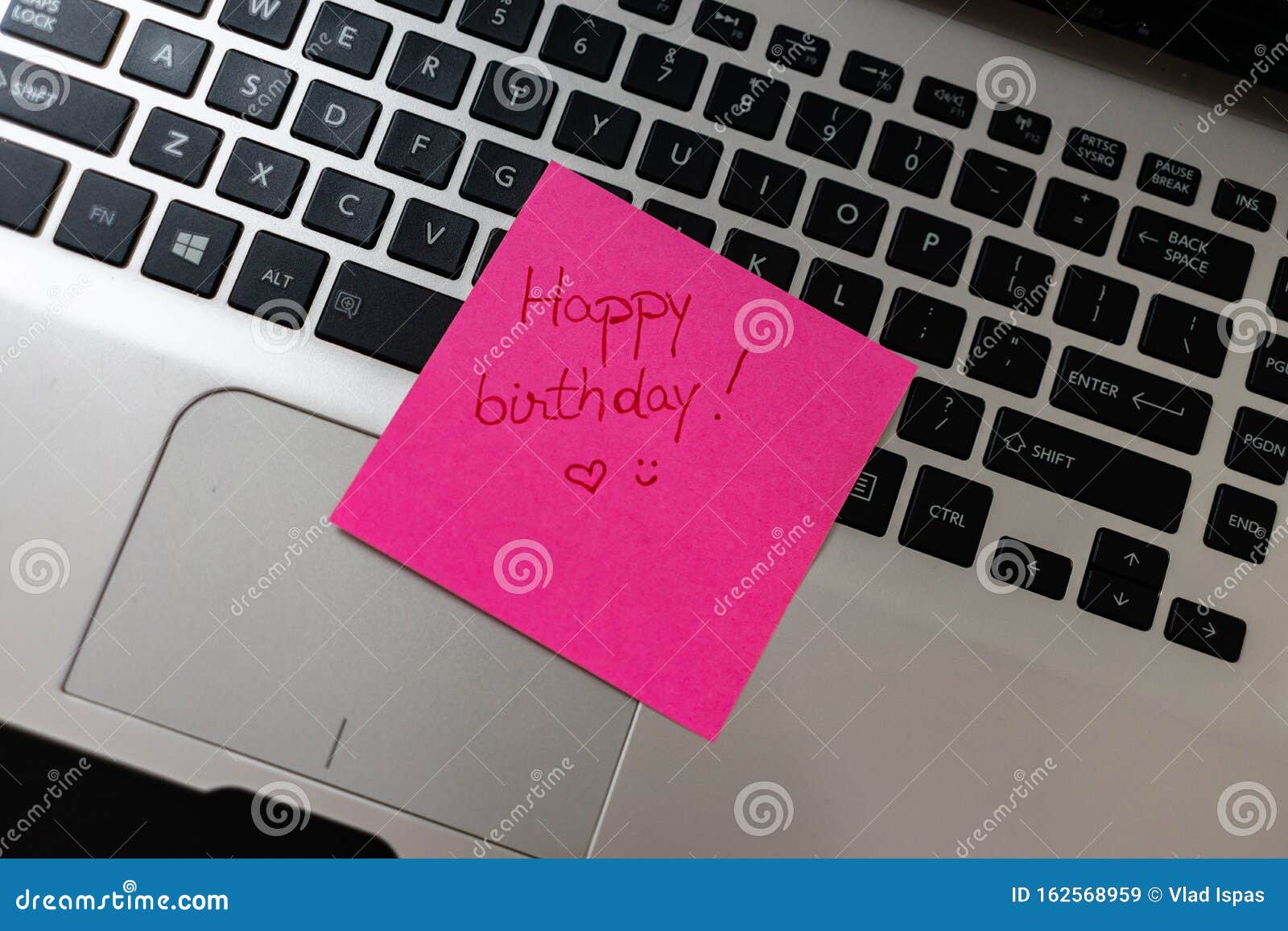 Text Happy Birthday on Note. Pink Sticky Note on Keyboard Editorial ...