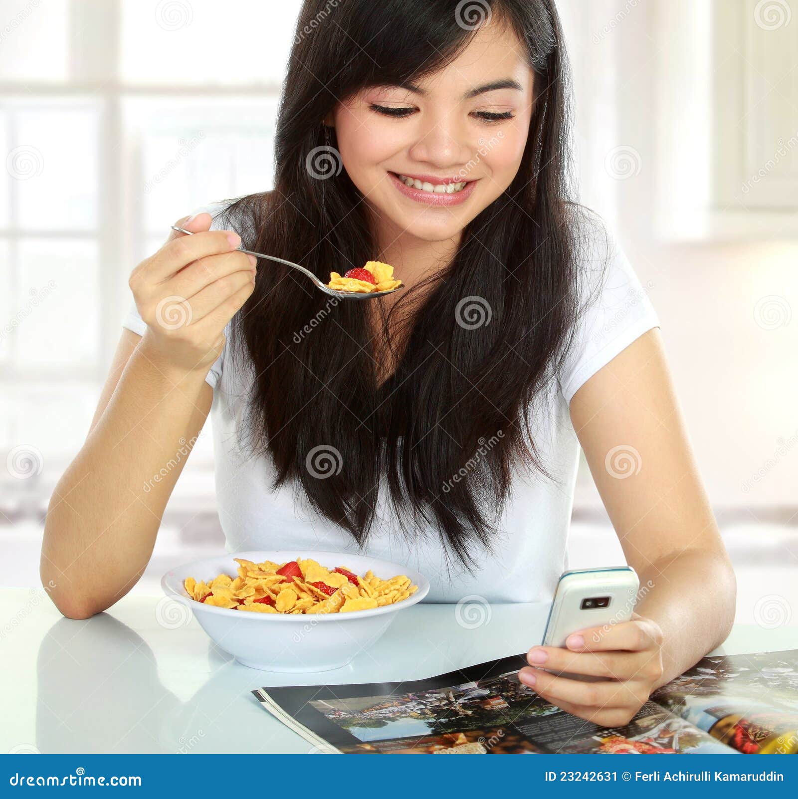 Text message and eating stock image. Image of healthy - 23242631