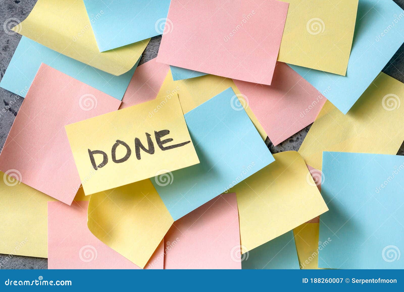 Text Sign Done on a Sticky Note Stock Image - Image of checklist, tasks ...
