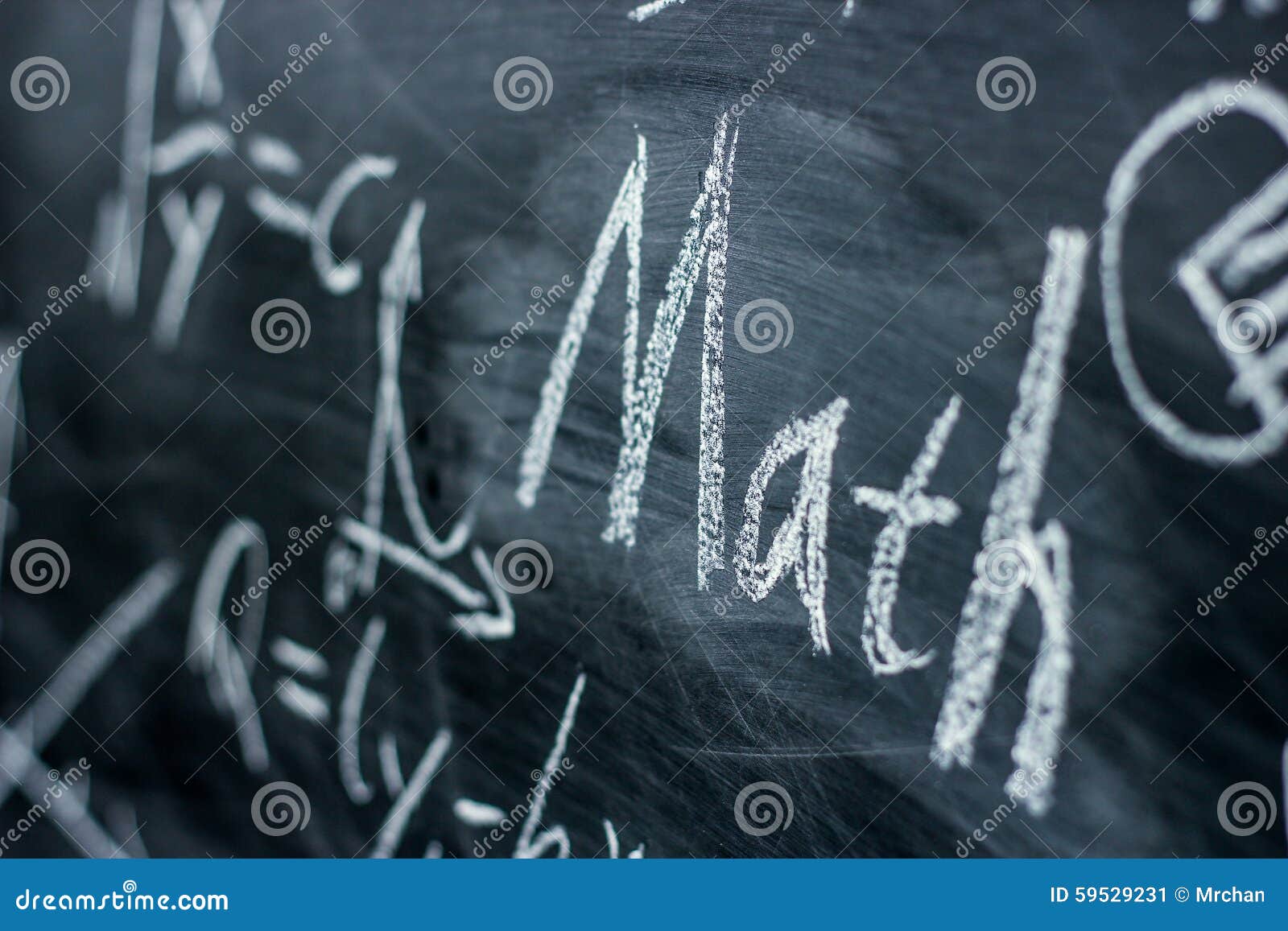 Texte De Maths Avec Quelques Formules Sur Le Tableau Image stock ...