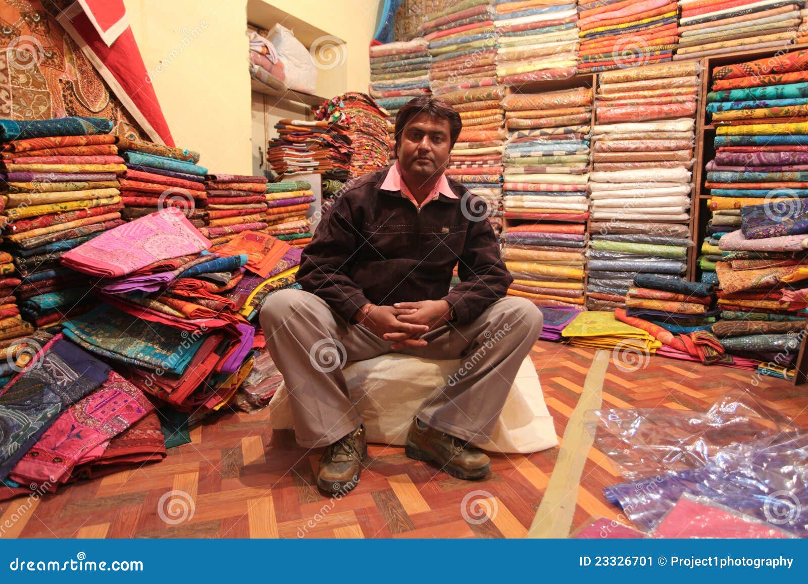 Textile shop owner editorial photo. Image of asia, jaisalmer - 23326701
