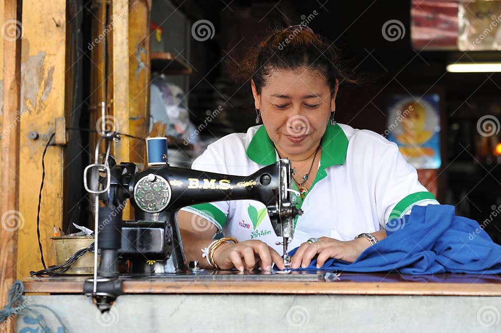 Textiles Worker editorial image. Image of employer, import - 26553965
