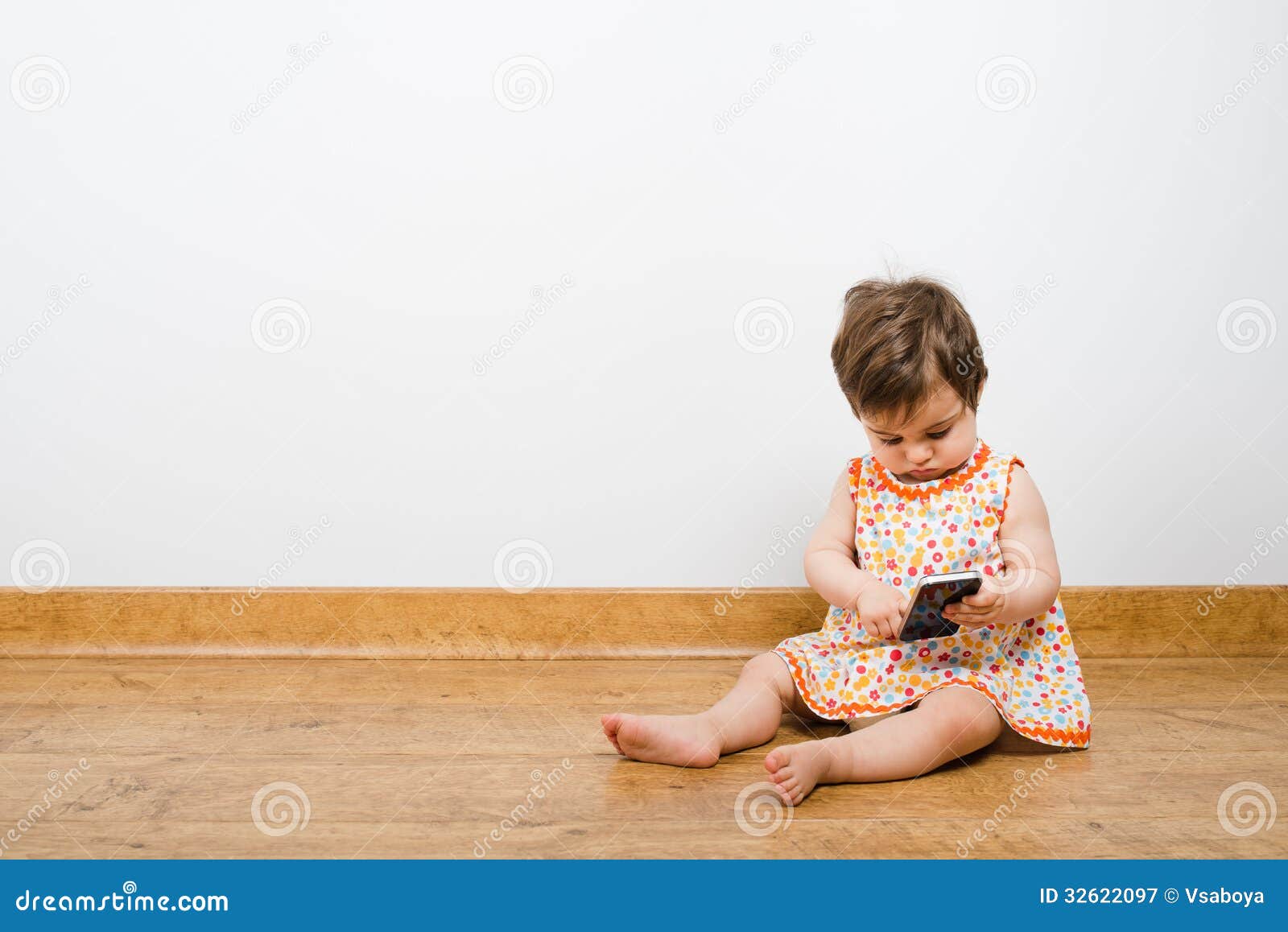 Texting mom stock image. Image of touch, happy, baby - 32622097