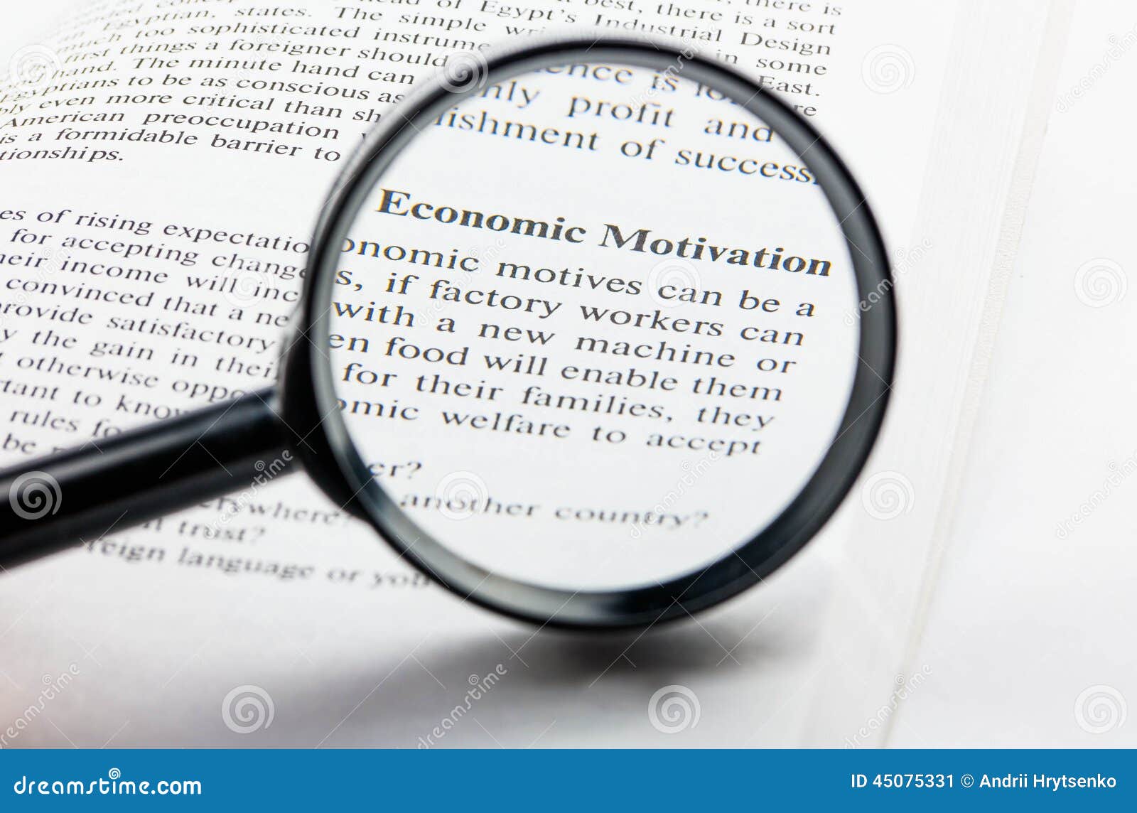 Texto en la lupa imagen de archivo. Imagen de cristal - 45075331