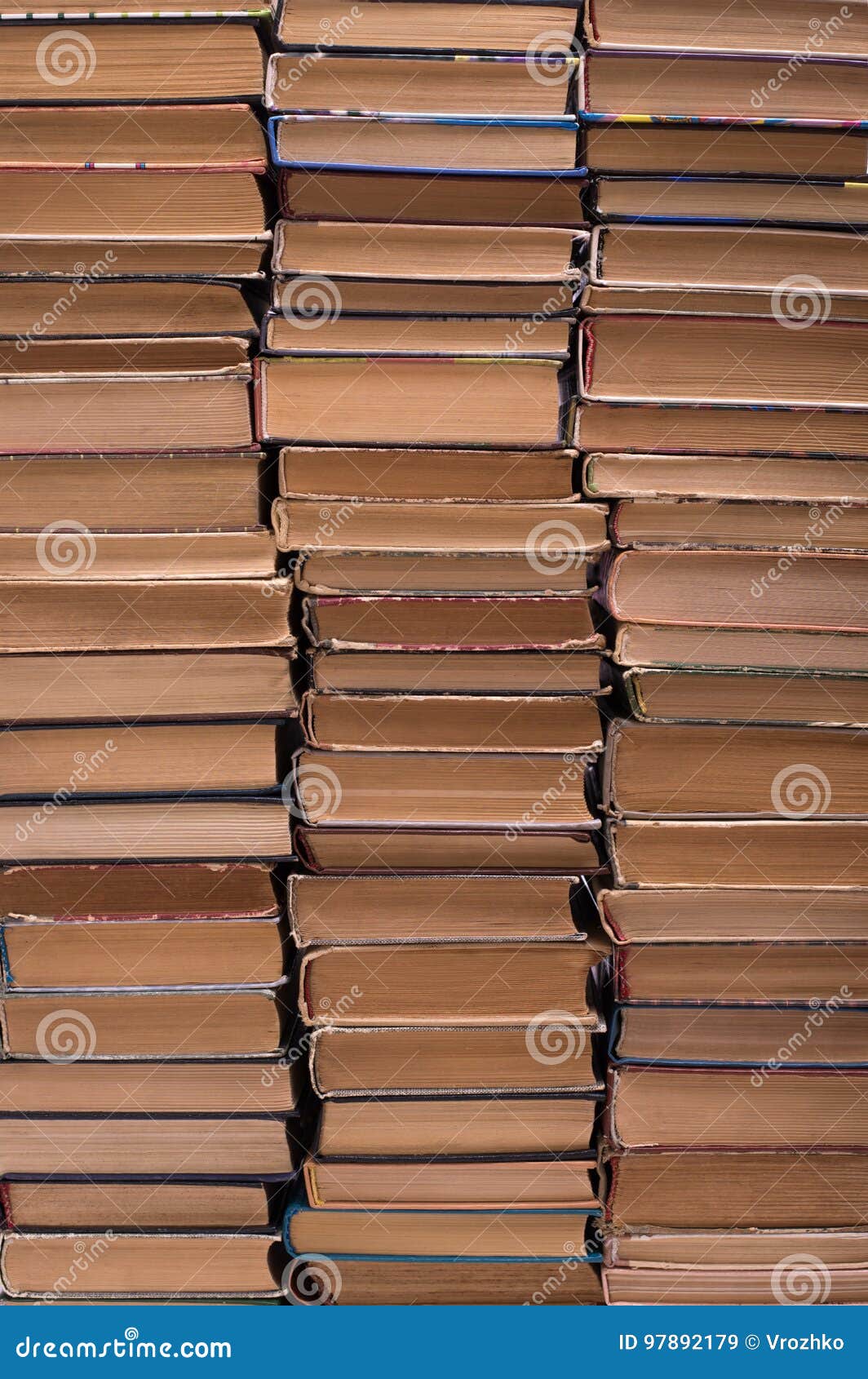 Textura de libros viejos imagen de archivo. Imagen de estudio - 97892179