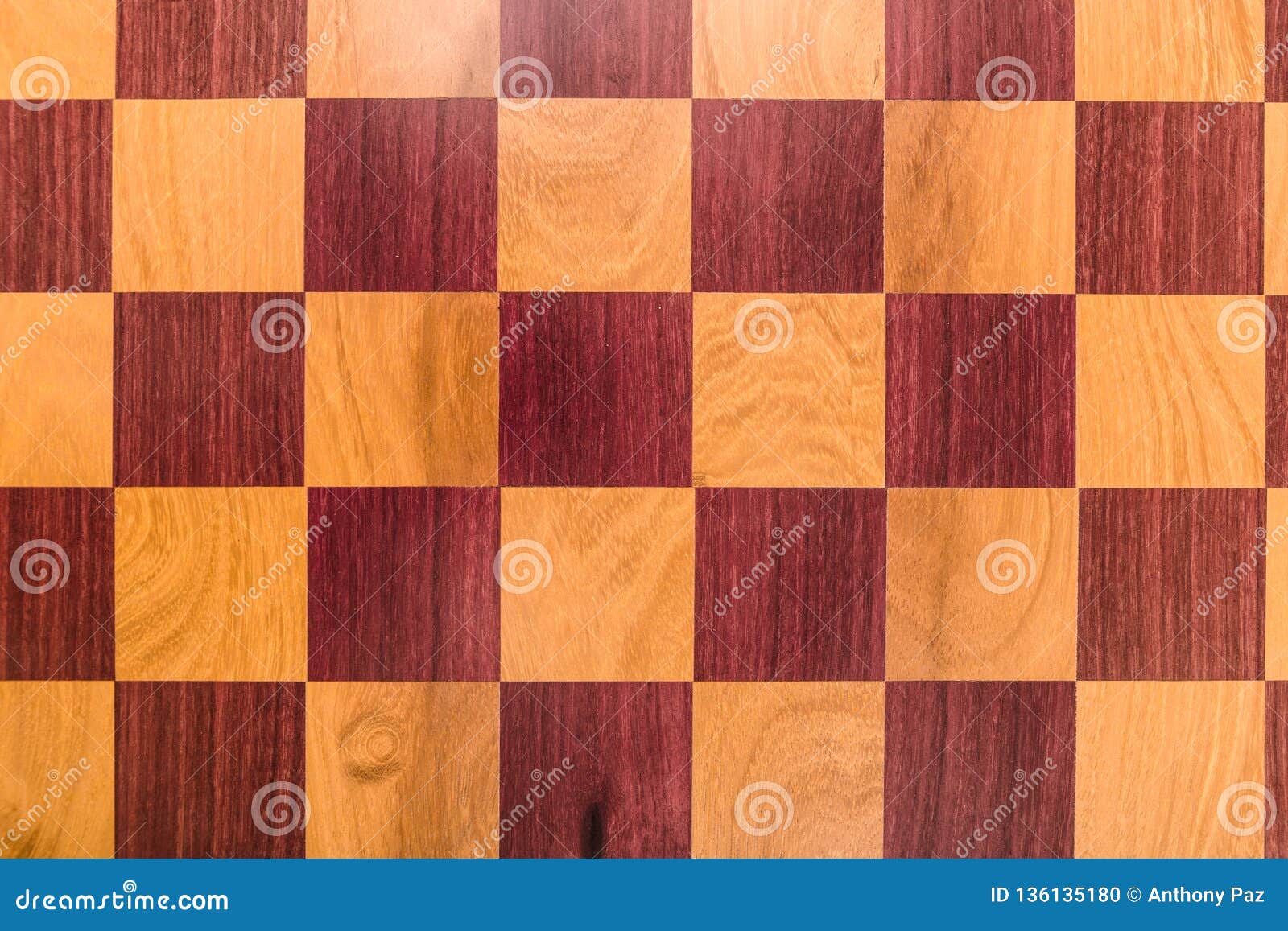 Textura De Madera Con El Modelo Cuadrado Del Control Foto de archivo ...