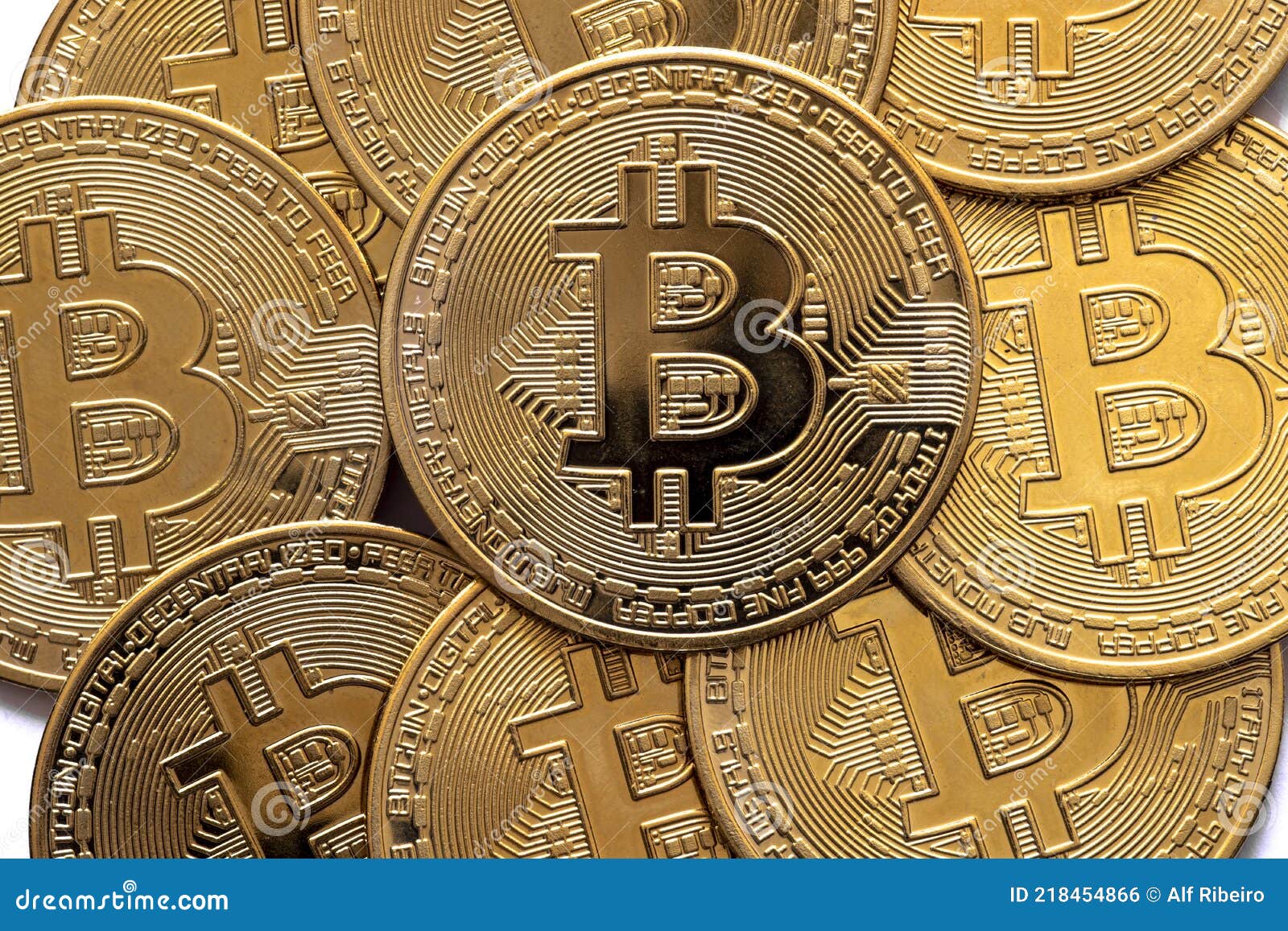 Textura De Varias Monedas De Bitcoin Doradas Foto de archivo - Imagen ...