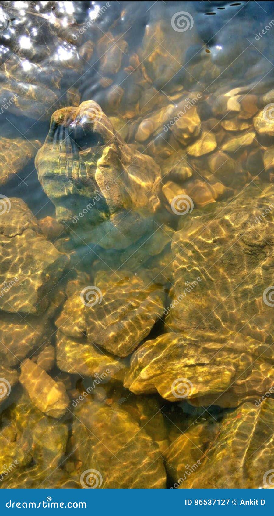 Textura del agua en roca imagen de archivo. Imagen de agua - 86537127