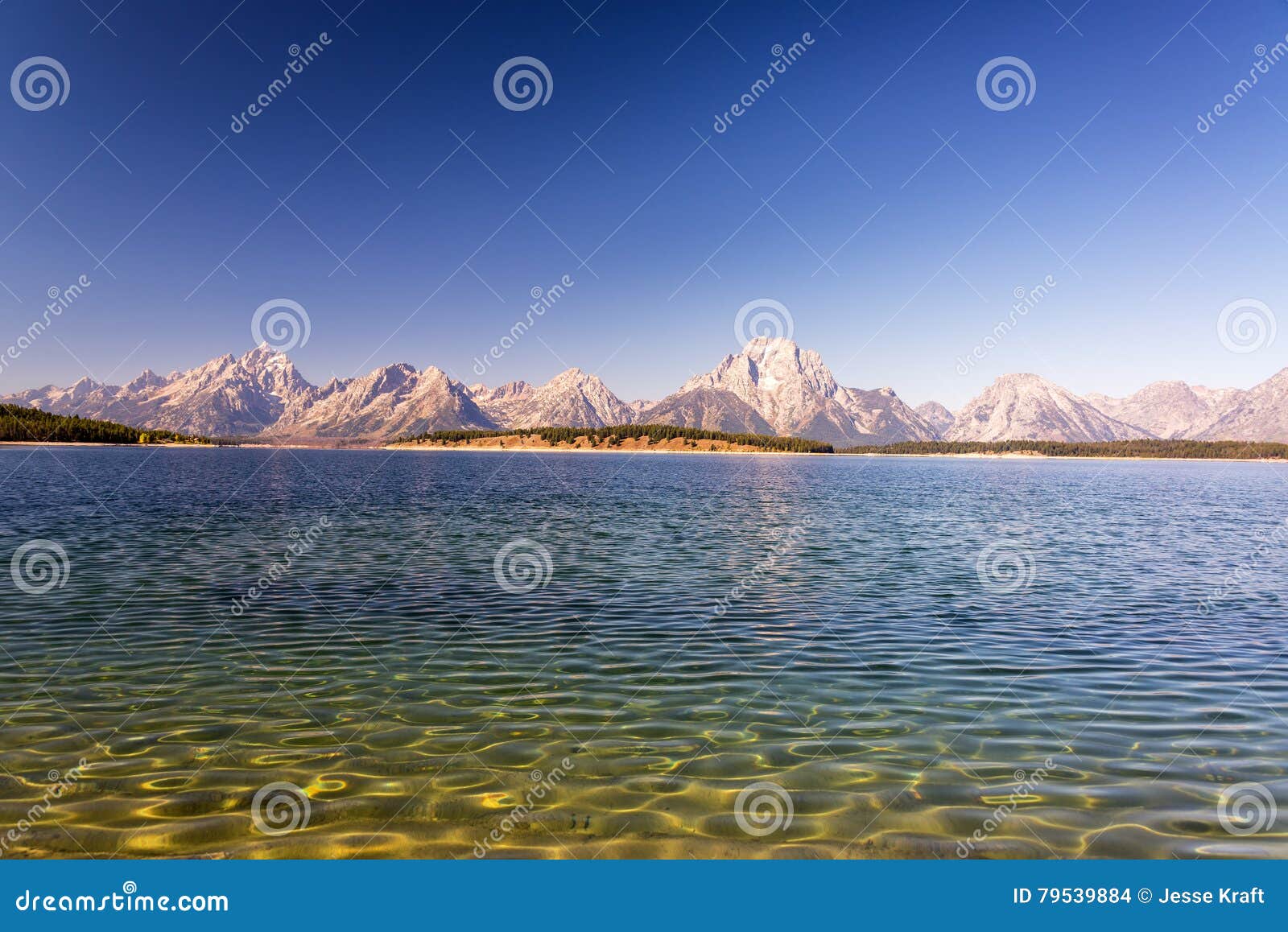 Textura Do Lago E Escala De Teton Foto de Stock - Imagem de céu, grande ...