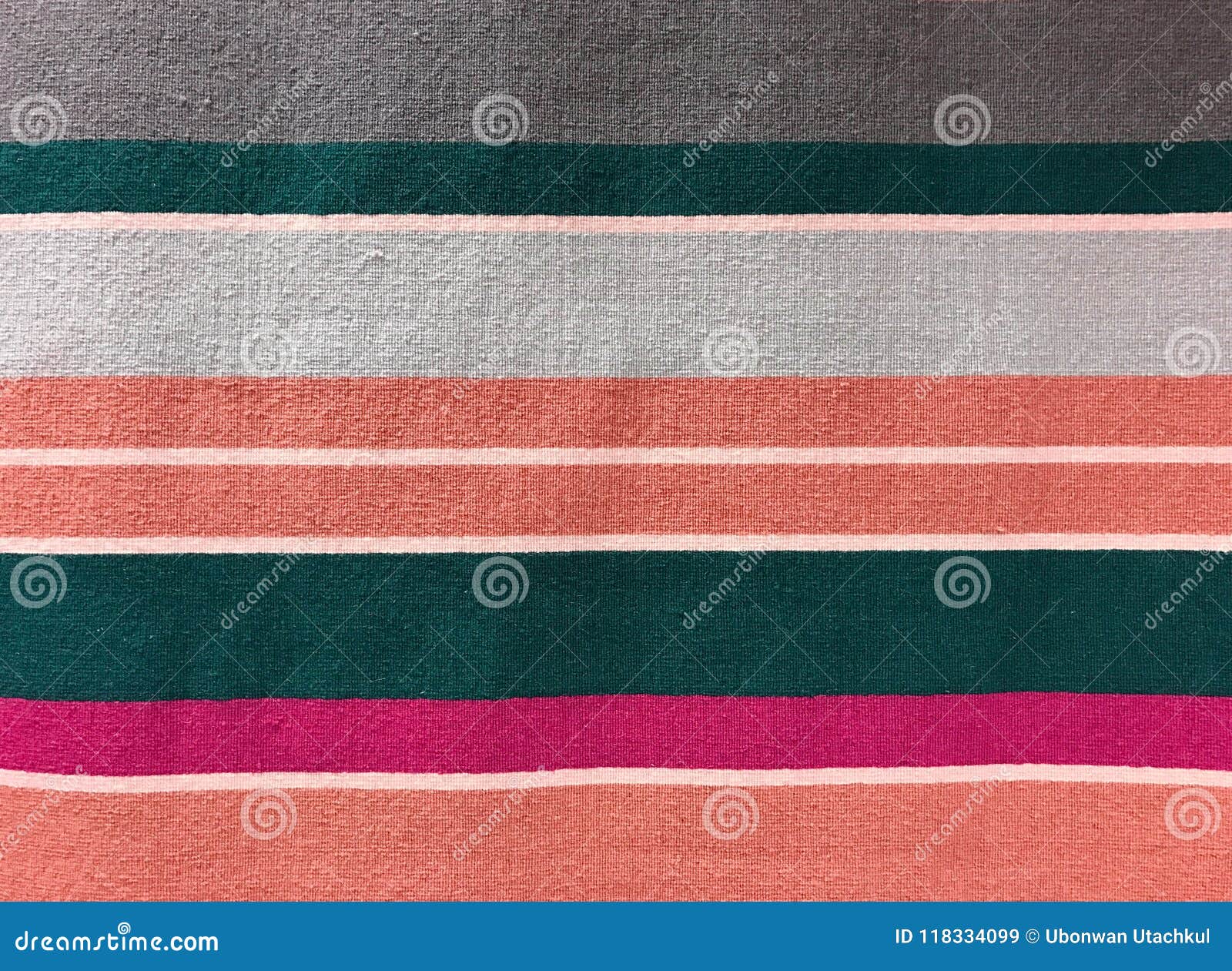 Textura E Fundo Coloridos Do Tapete Da Listra Imagem de Stock - Imagem ...