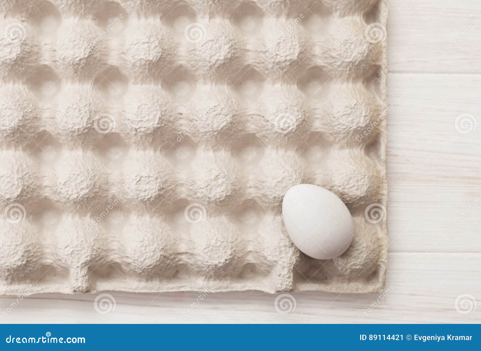 Texture Box of Eggs, White Background, Table, Packaging for Eggs Stock ...
