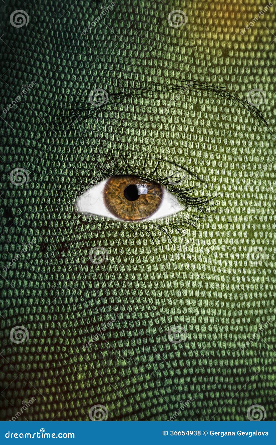 Texture De Peau De Serpent Peinte Sur Le Visage Photo stock - Image du ...