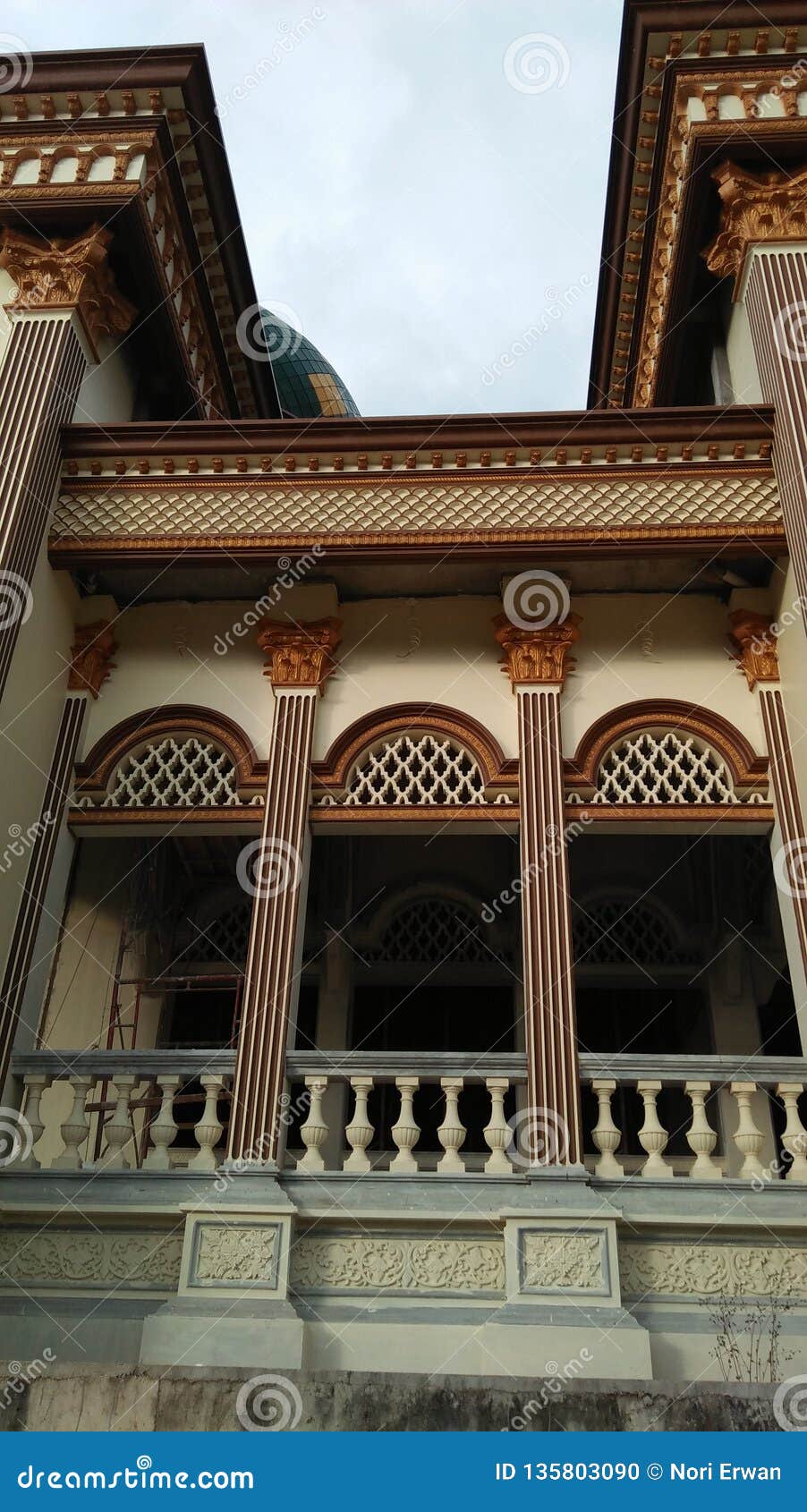 TEXTURE MASJID MEGAH stock photo. Image of megah, masjid - 135803090