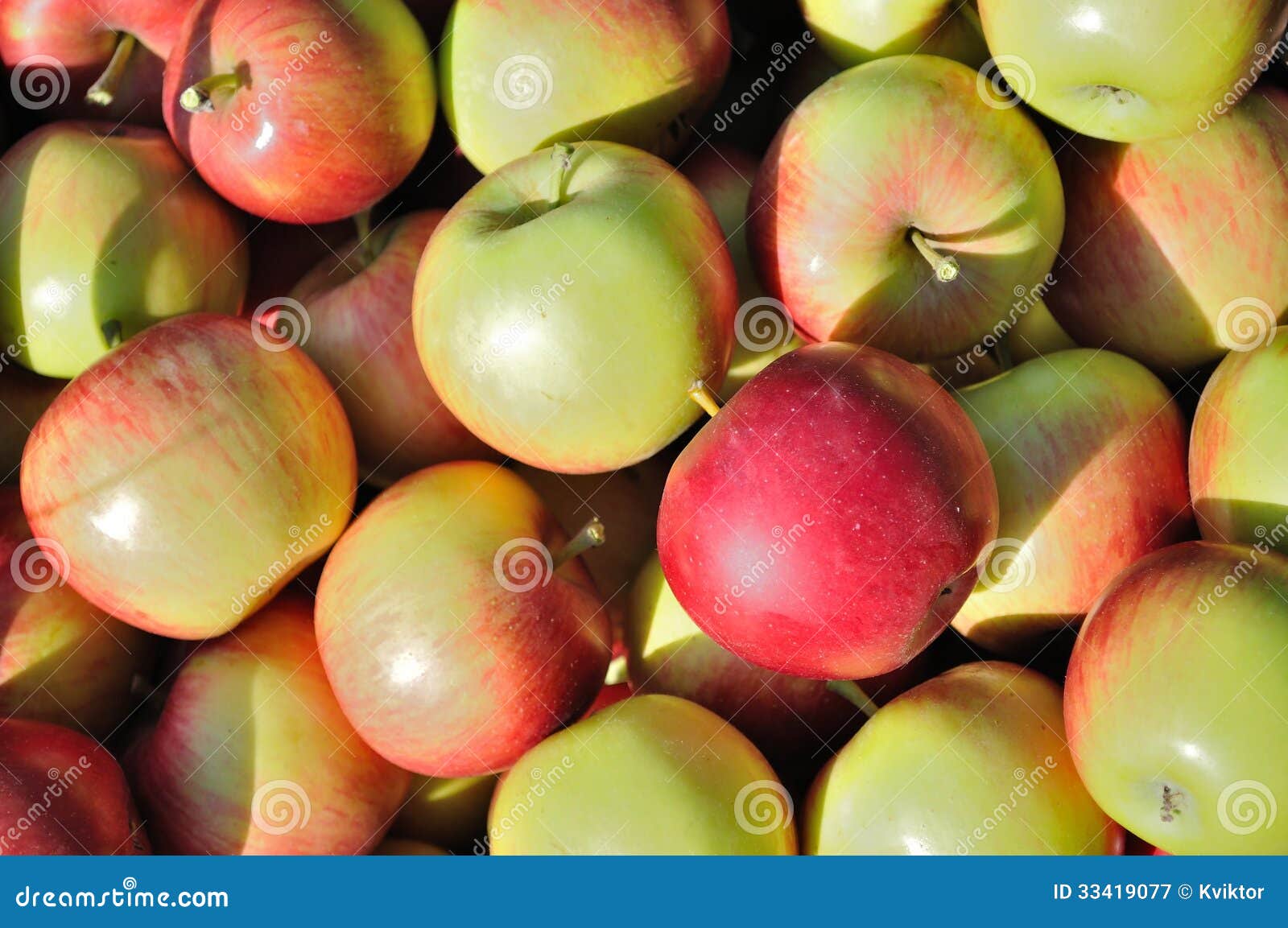 Texture of Pile of Ripe Apples Stock Image - Image of harvest, fruit ...