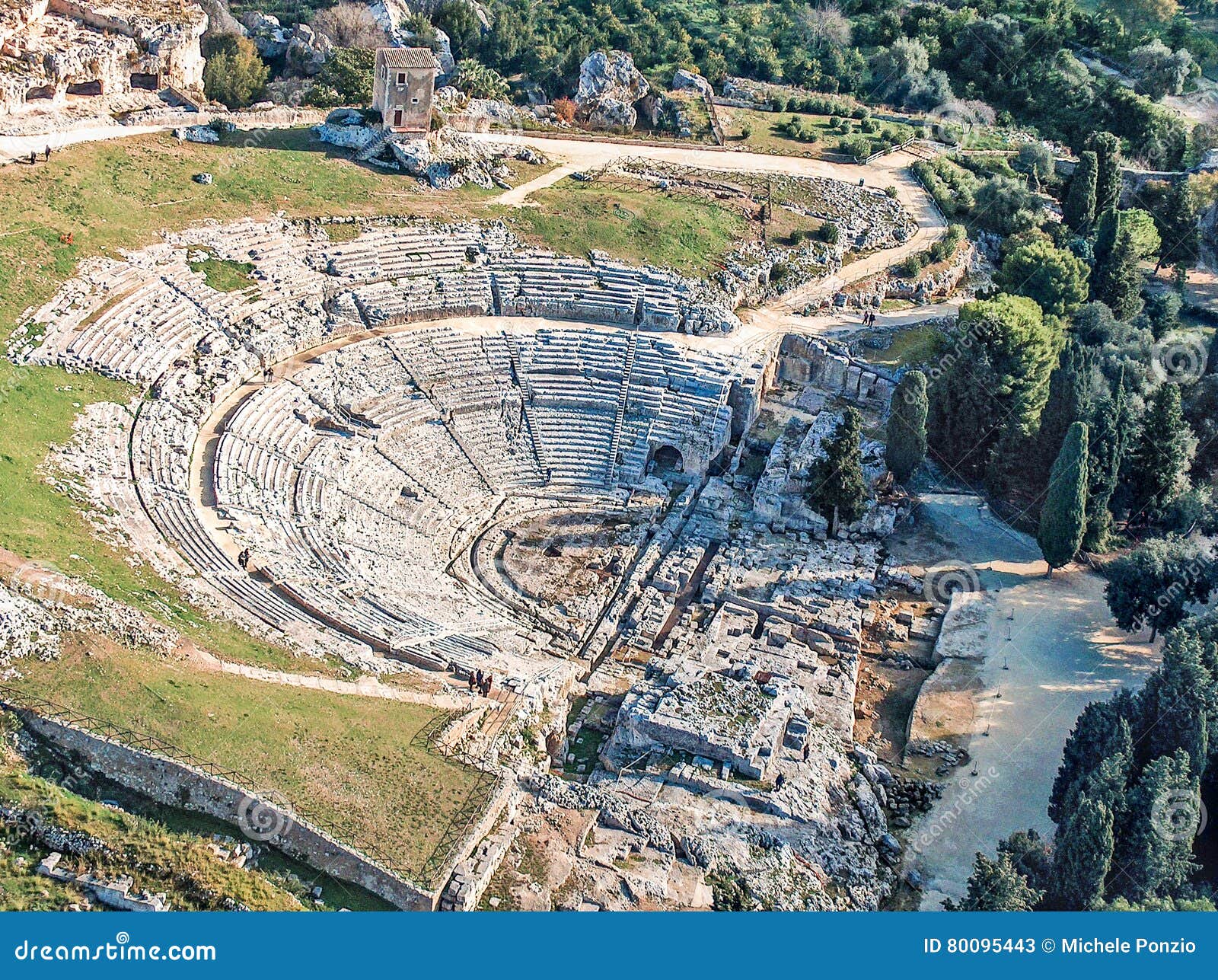 Théâtre Grec De Syracuse Sicile Image stock - Image du amphitheatre ...