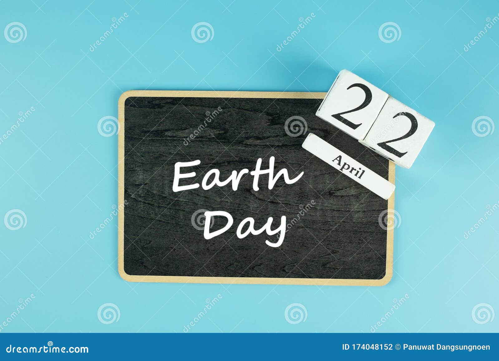 22th April Calendar on Blue Background. Happy Earth Day and Environment ...