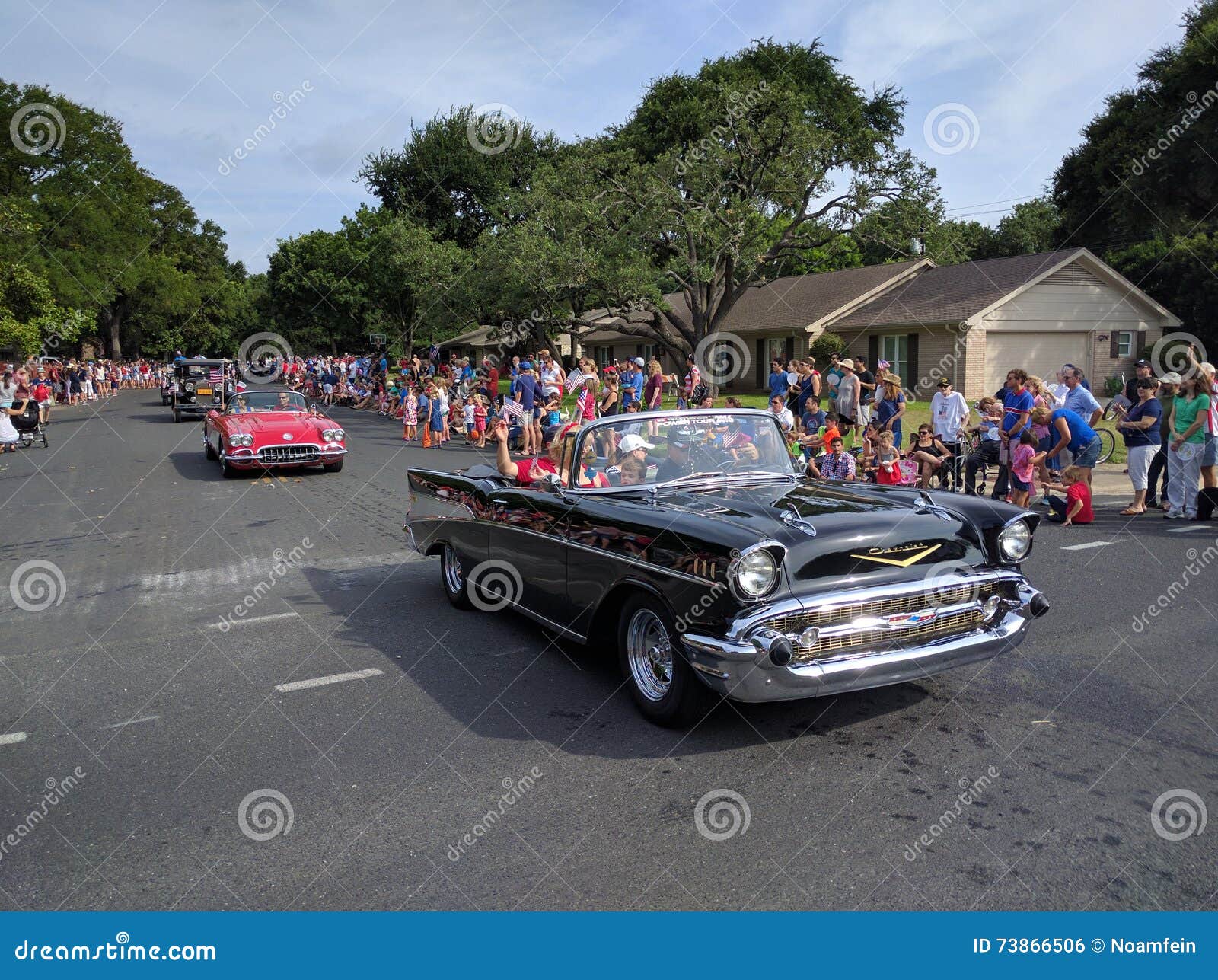 Old Cars at 4th of July Parade Editorial Photo - Image of celebration ...