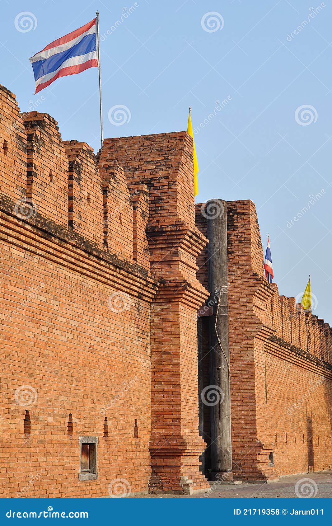 Tha phae gate stock photo. Image of monument, fence, gateway - 21719358