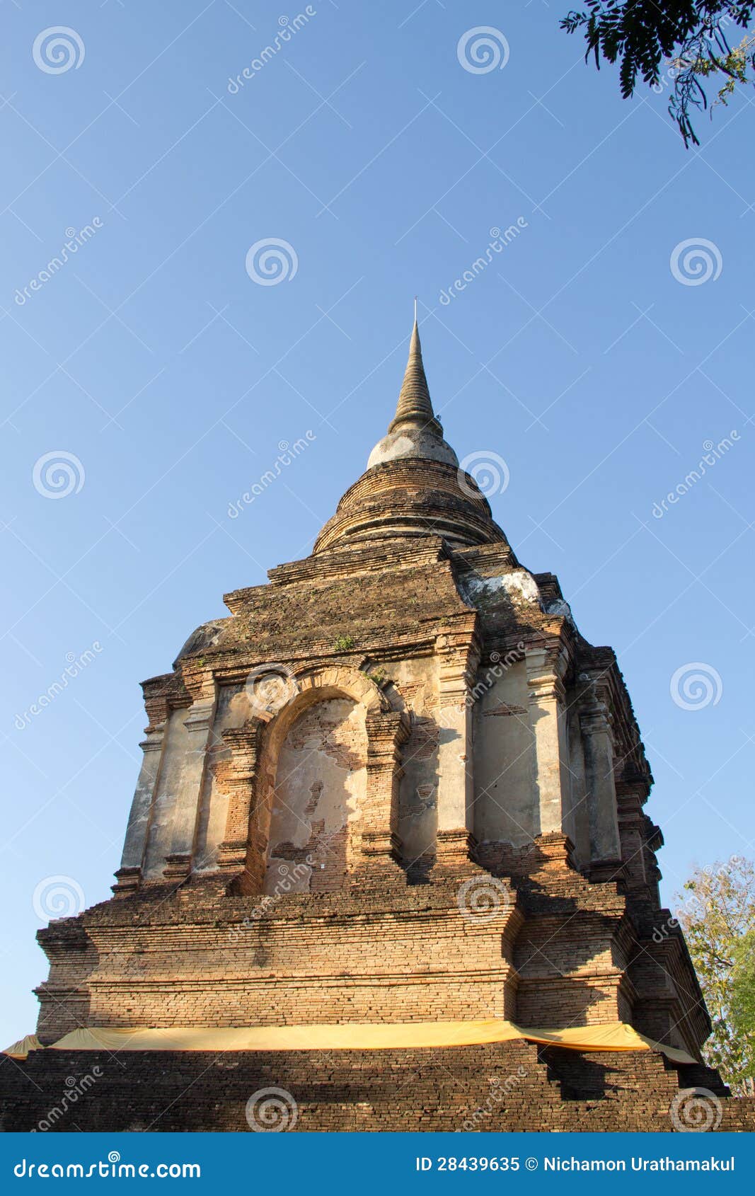 Thai ancient stupa temple stock image. Image of ethnicity - 28439635