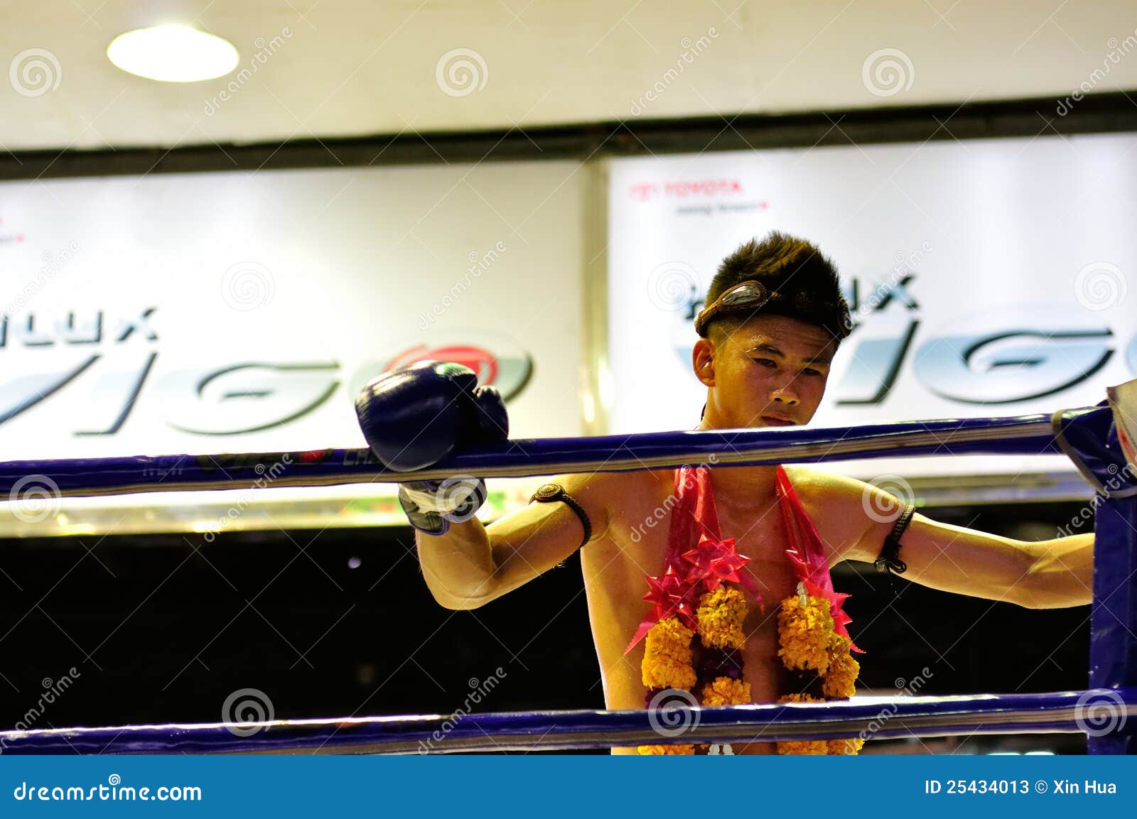 Thai Boxing editorial stock photo. Image of disciplines - 25434013