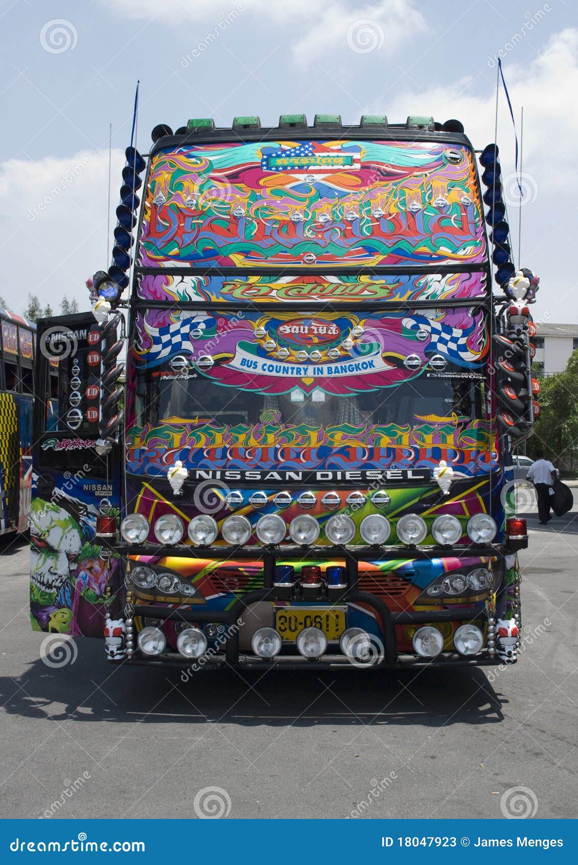 Thai Bus editorial stock photo. Image of headlights, diesel - 18047923