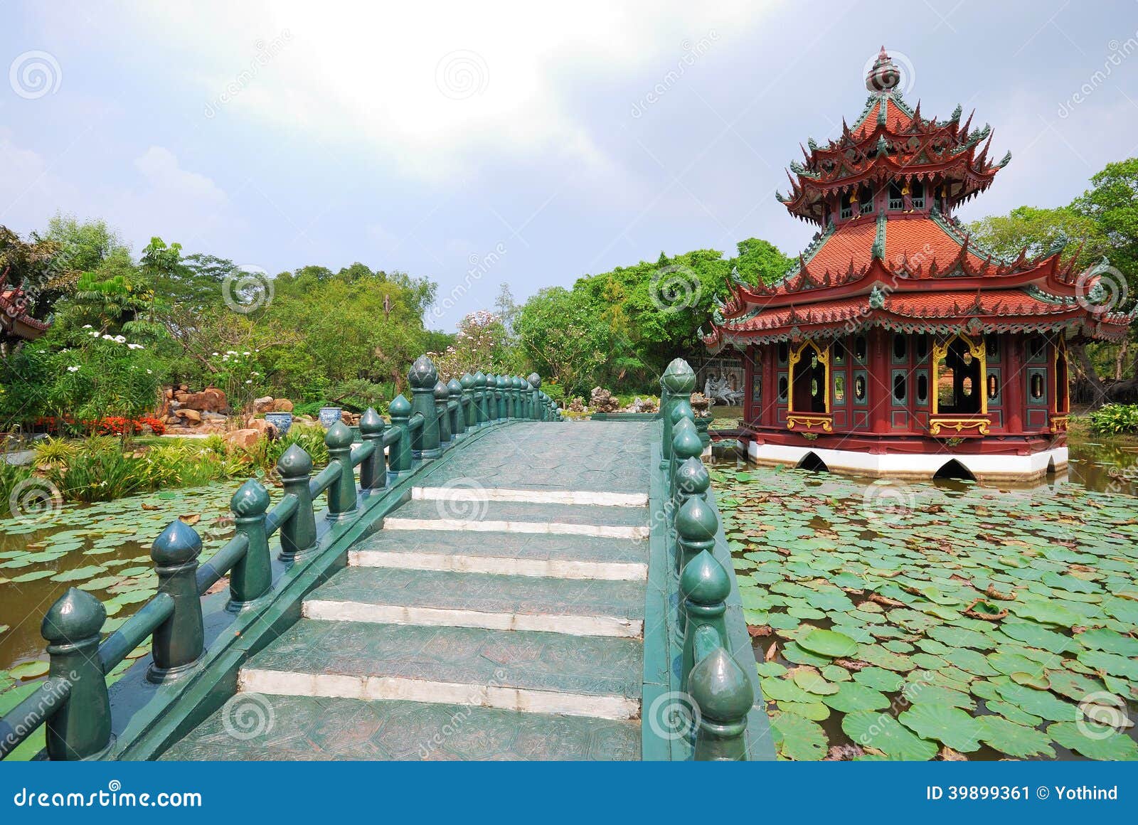 Thai castle stock image. Image of culture, travel, building - 39899361