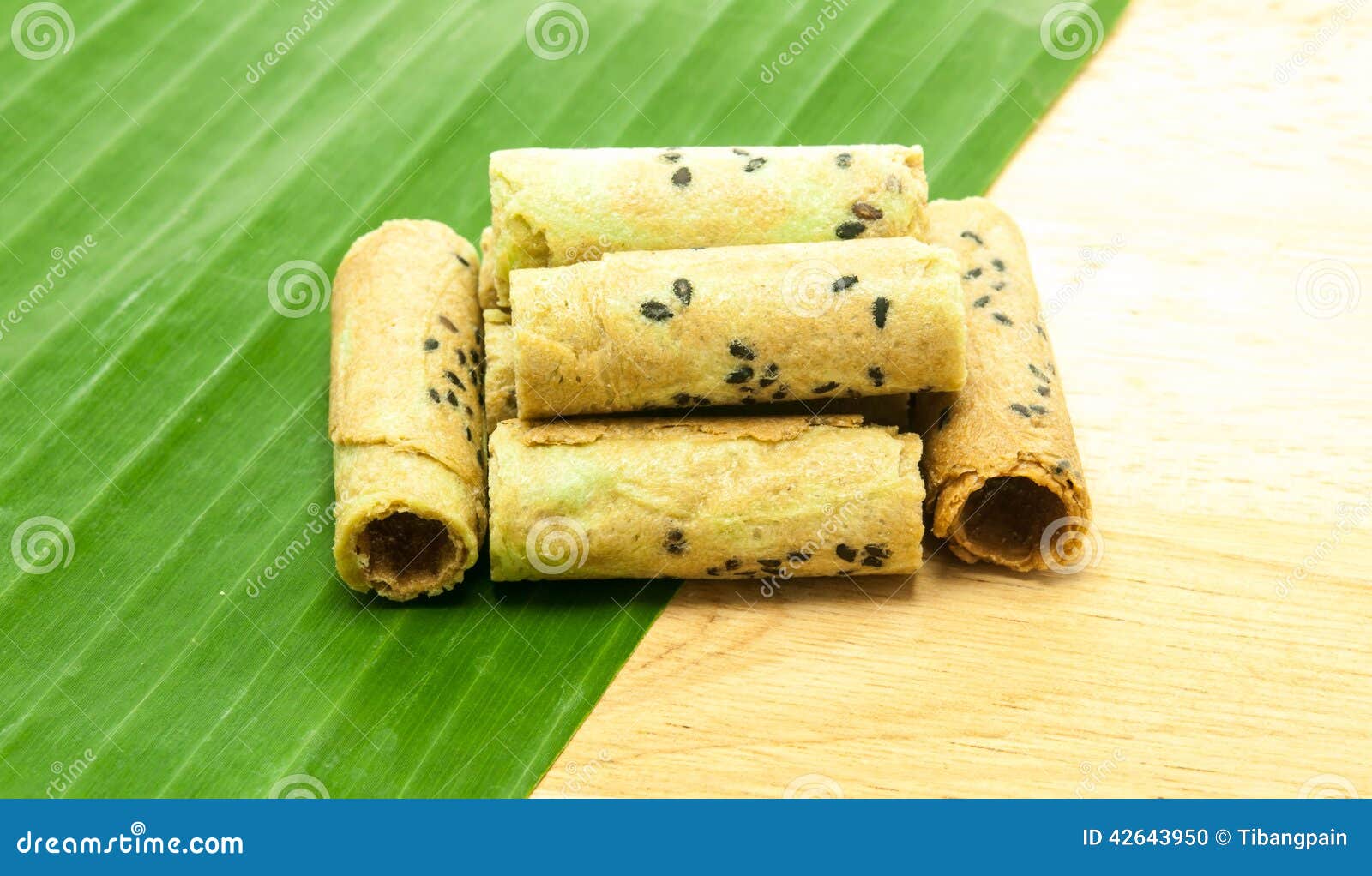 Thai Coconut Cracker Roll on Banana Leaf. Stock Photo - Image of spiral ...