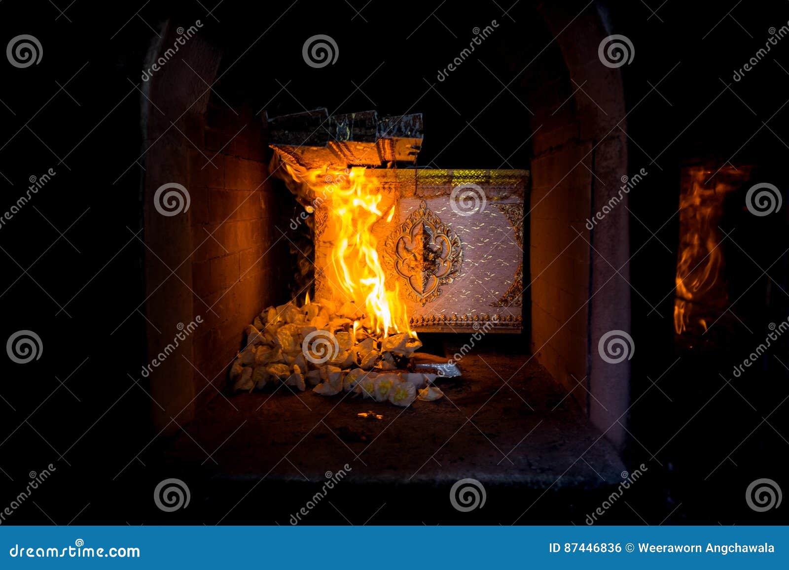 Thai cremation ceremony stock photo. Image of flora, fire - 87446836