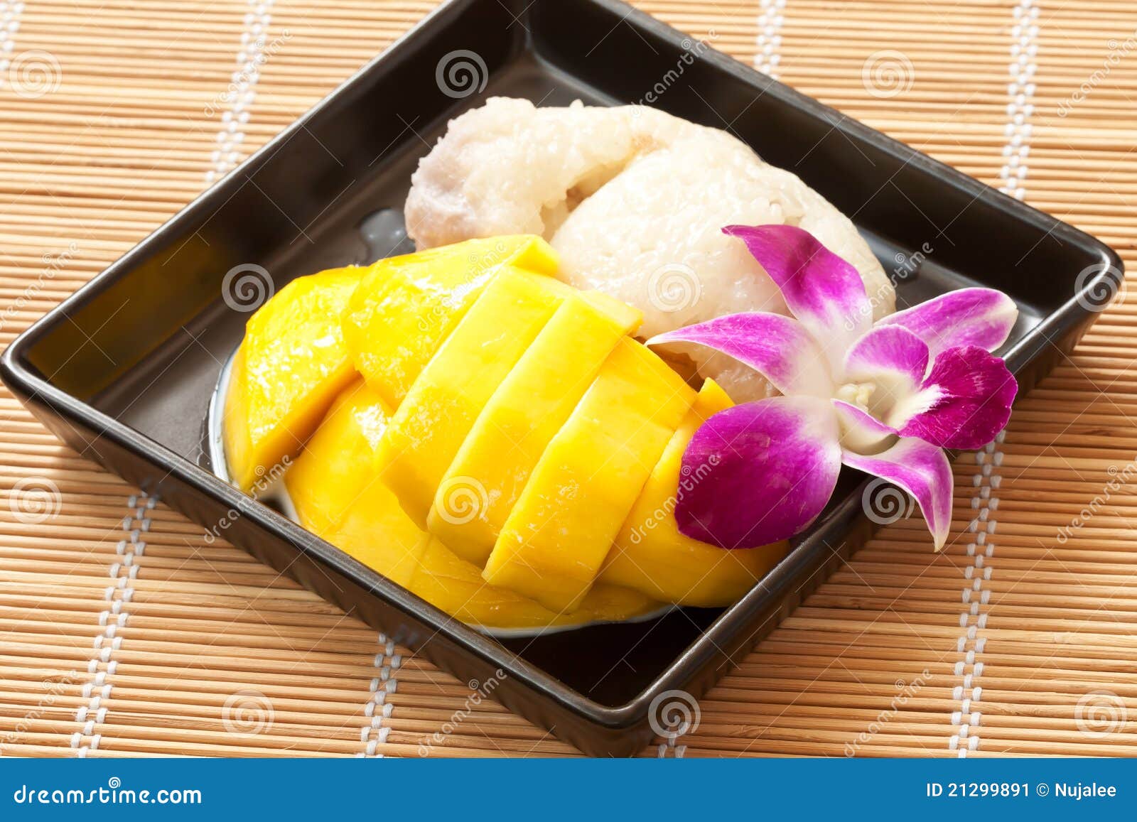 Thai Dessert Mango with Sticky Rice Stock Image - Image of healthy ...