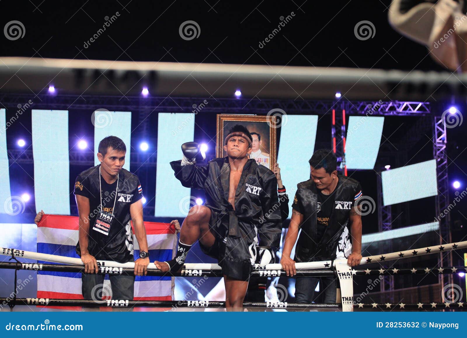THAI FIGHT 2012, Final Round Editorial Photography - Image of combat ...