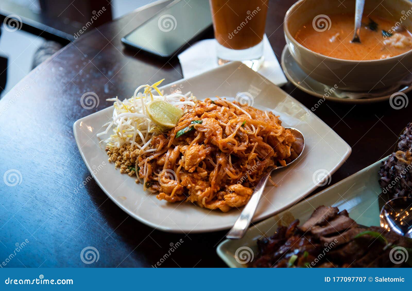 Thai Food Pad Thai Serviced on a Plate Stock Image - Image of snacks ...