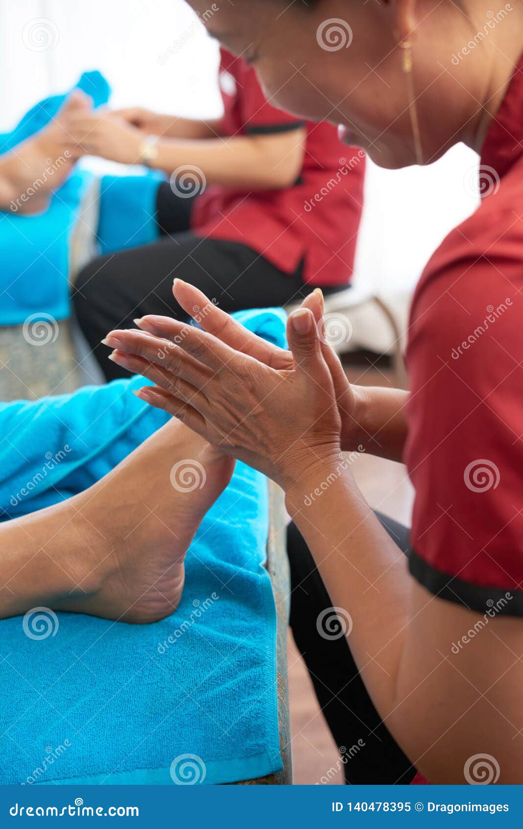 Thai Foot Massage Stock Image Image Of Wellness Feet 140478395